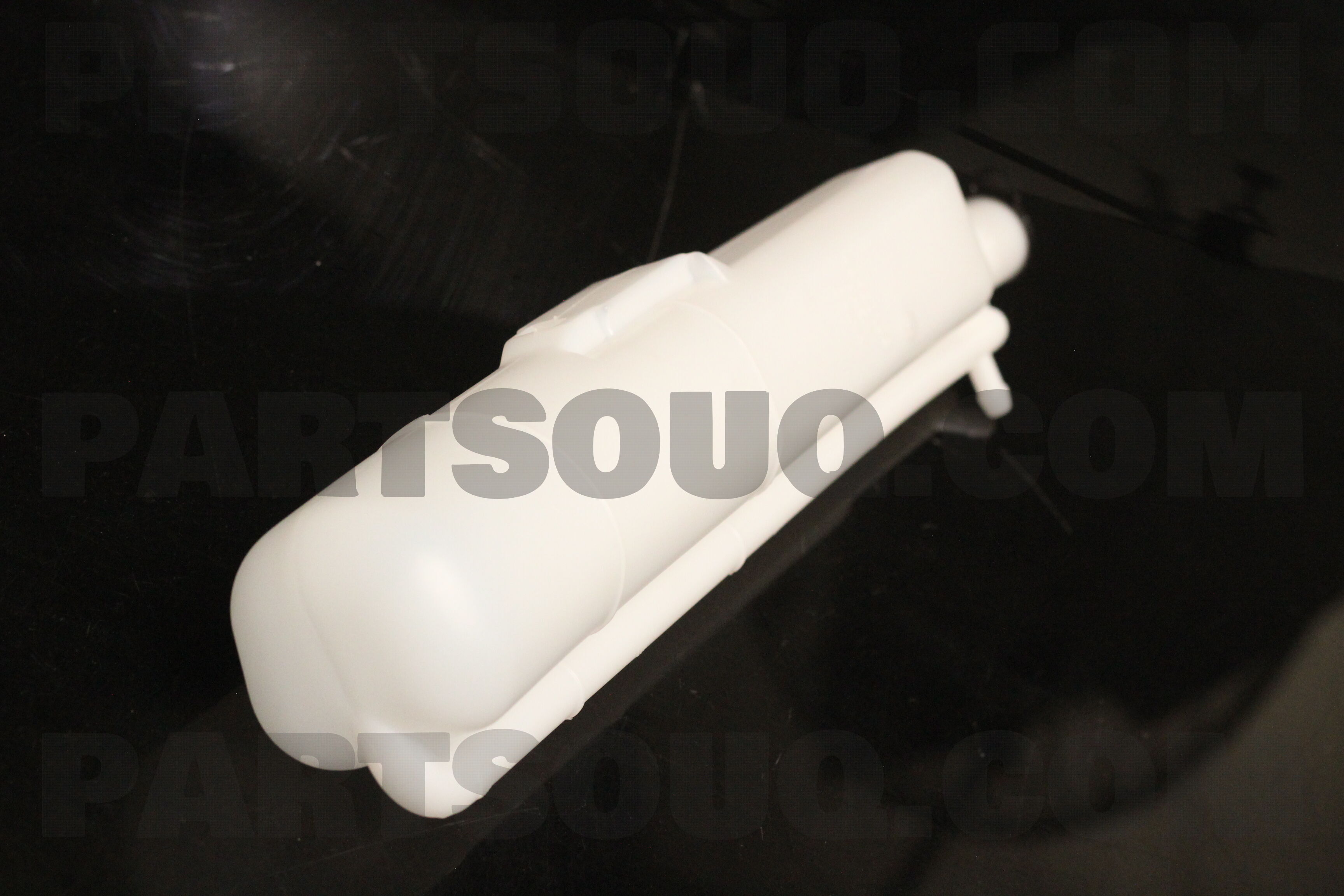 RADIATOR SPARE TANK MR450237 | HABASHI Parts | PartSouq