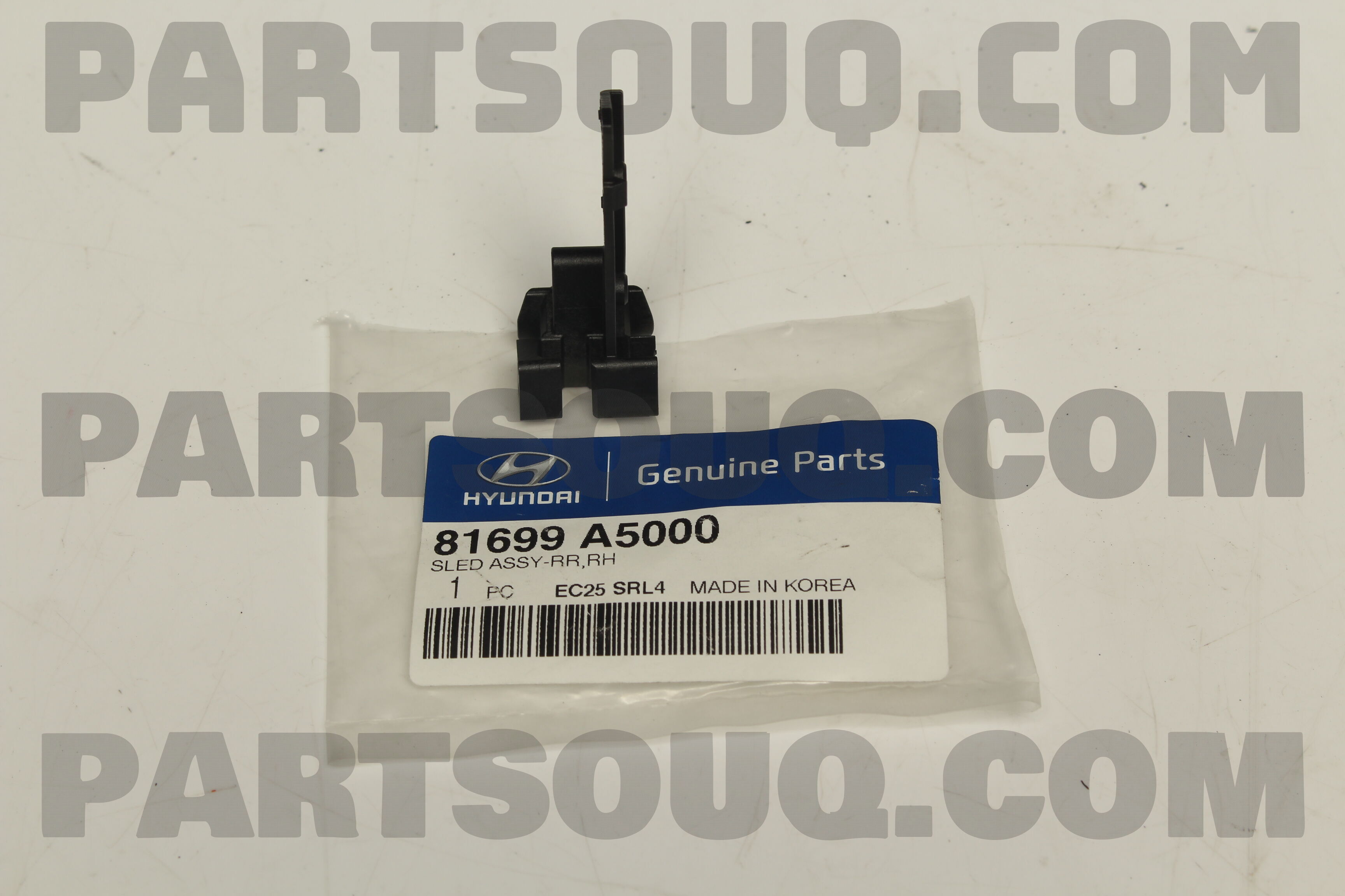SLED ASSY-RR,RH 81699A5000 | Hyundai / KIA Parts | PartSouq