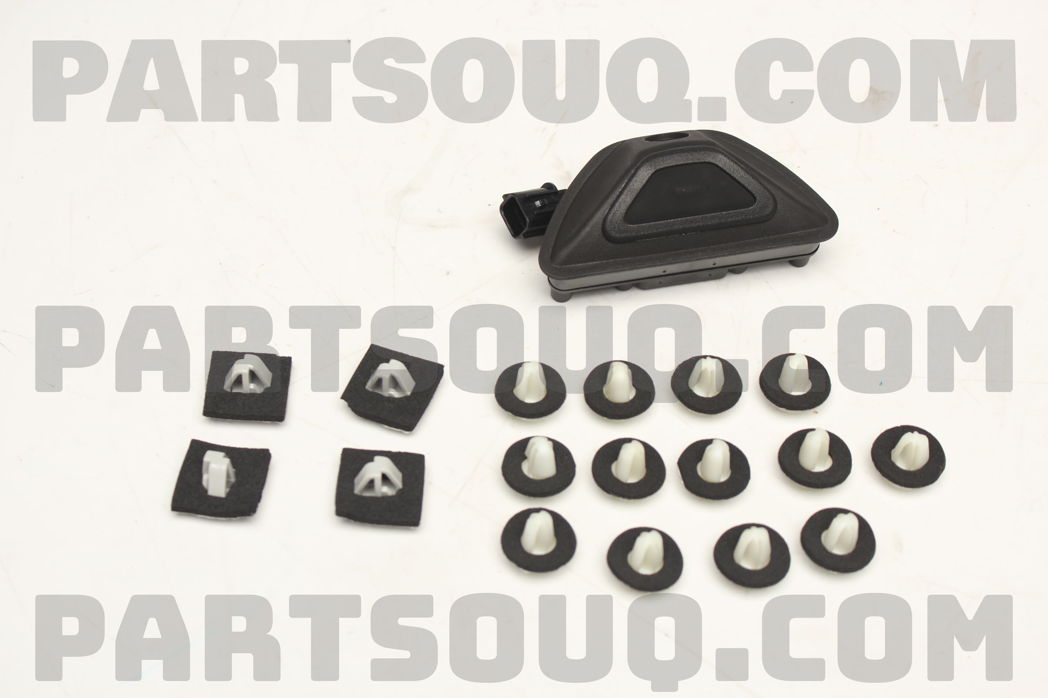 SWITCH & COVER KIT 81820M6590QQK | Hyundai / KIA Parts | PartSouq