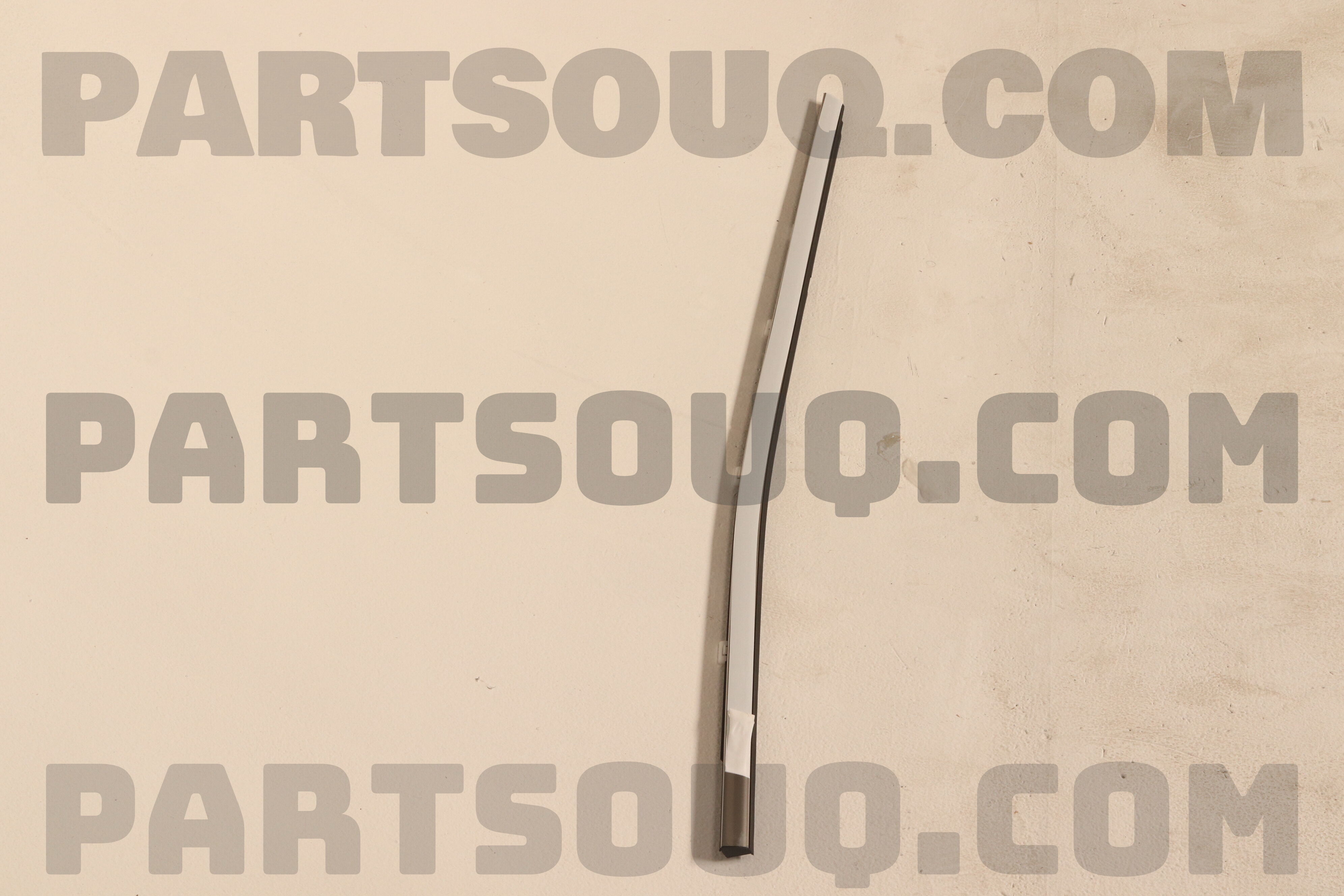 W/STRIP ASSY-RR DR BELT O/S LH 83210R2000 | Hyundai / KIA Parts | PartSouq