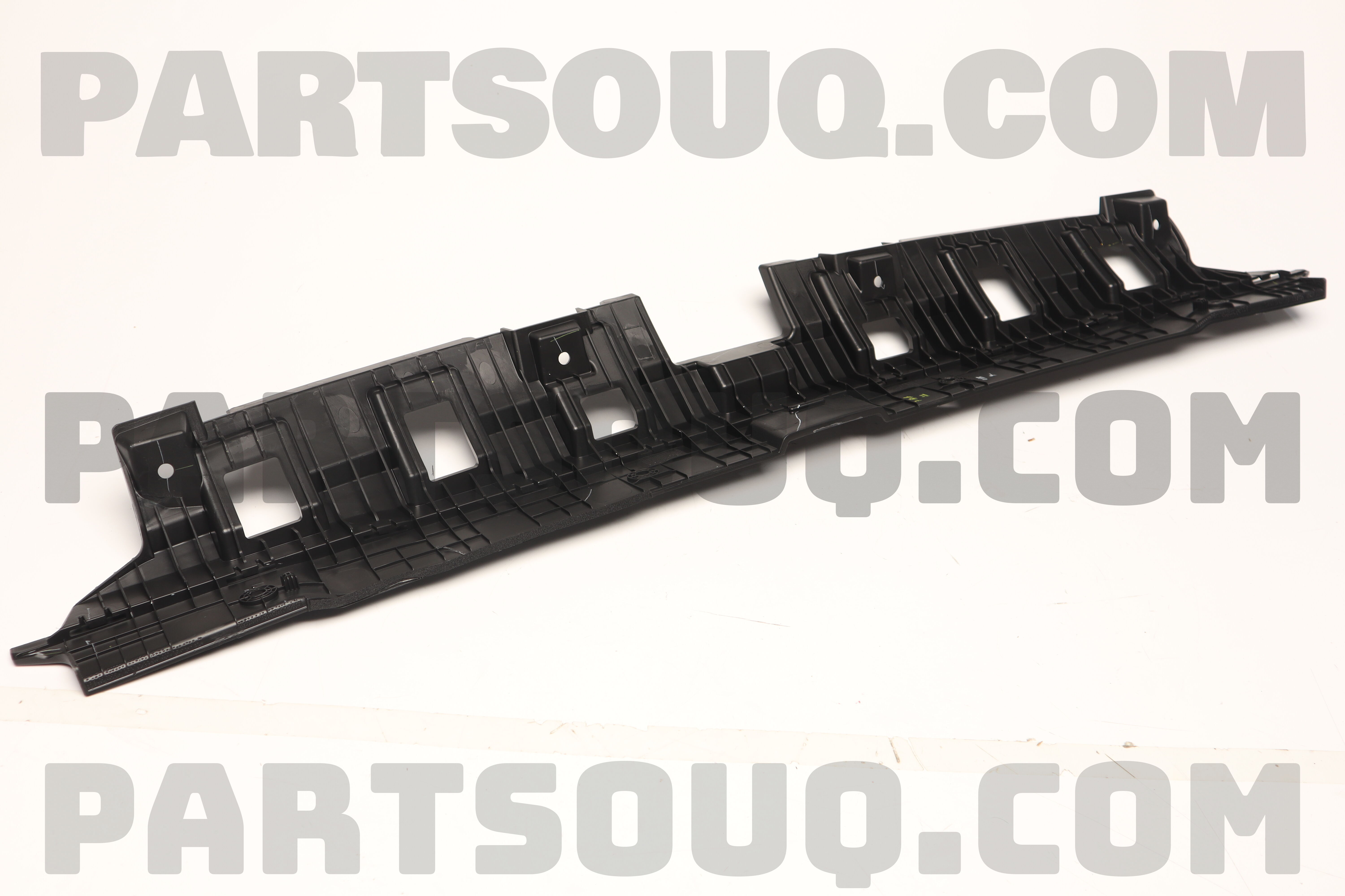 COVER ASSY-RADIATOR GRILLE UPR 86390K6500 | Hyundai / KIA Parts | PartSouq