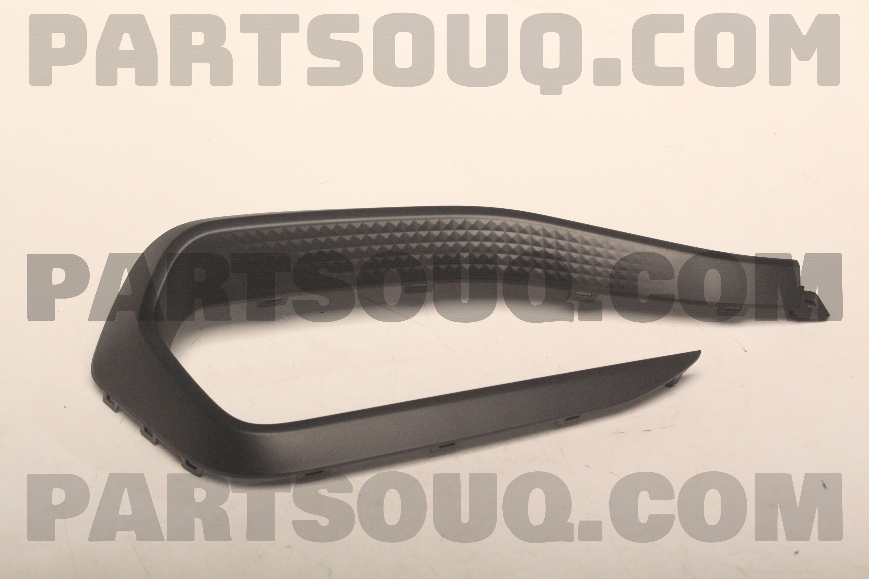 MOULDING-REAR BUMPER,RH 86695DY000 | Hyundai / KIA Parts | PartSouq