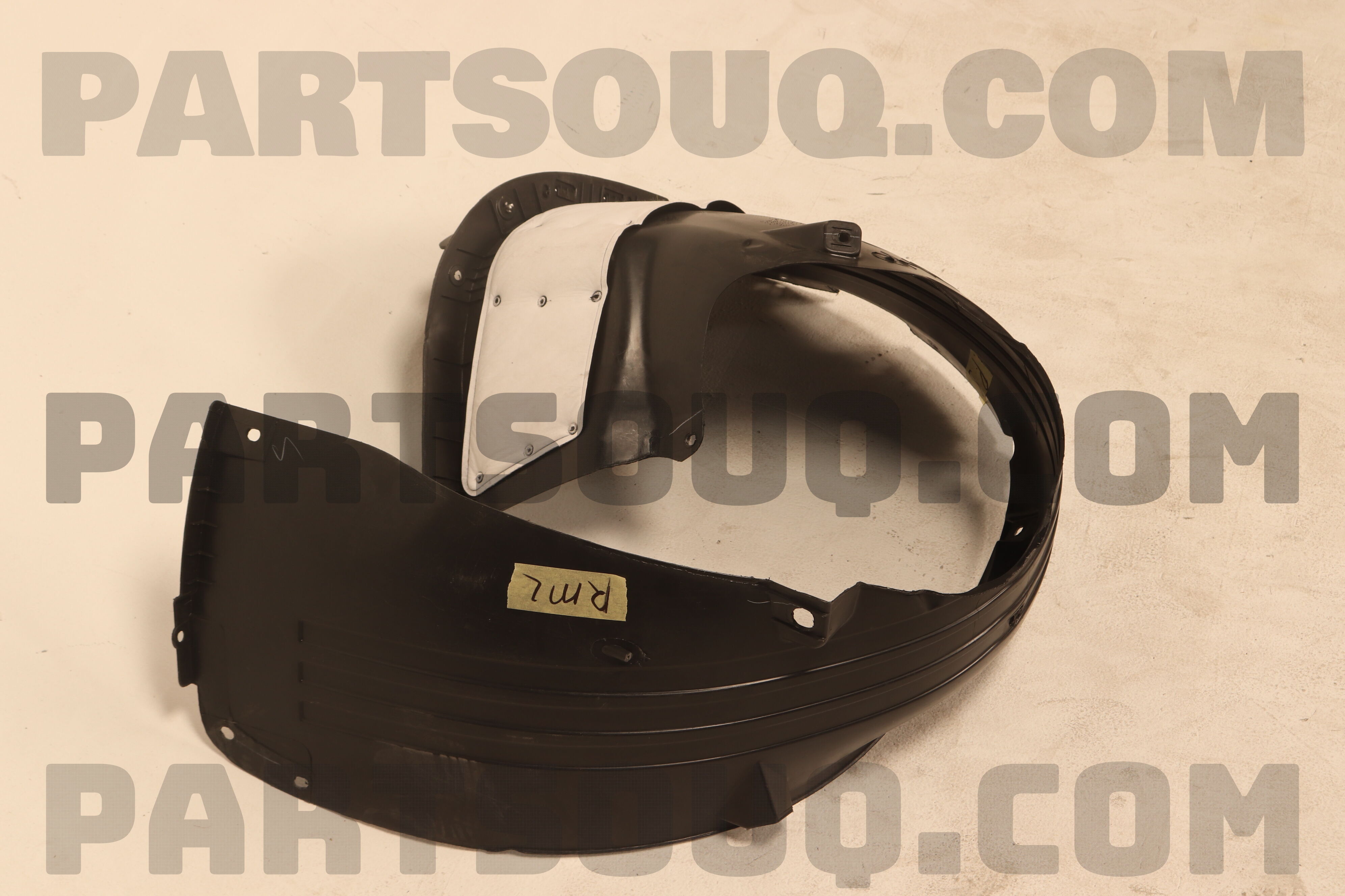 GUARD ASSY-FRONT WHEEL,RH 86812BV000 | Hyundai / KIA Parts | PartSouq