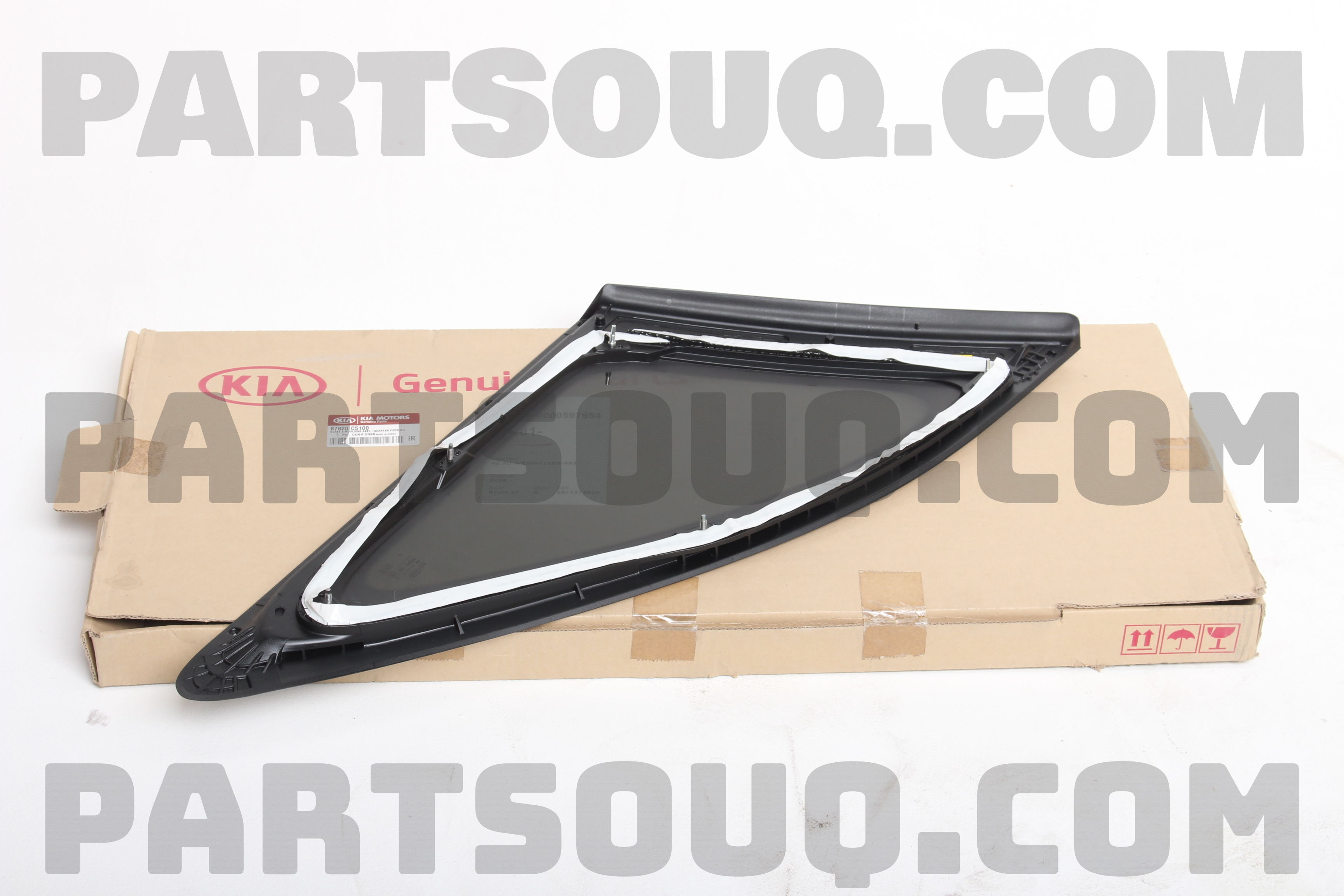 GLASS & MOULDING ASSY-QUARTER 87820C5100 | Hyundai / KIA Parts | PartSouq