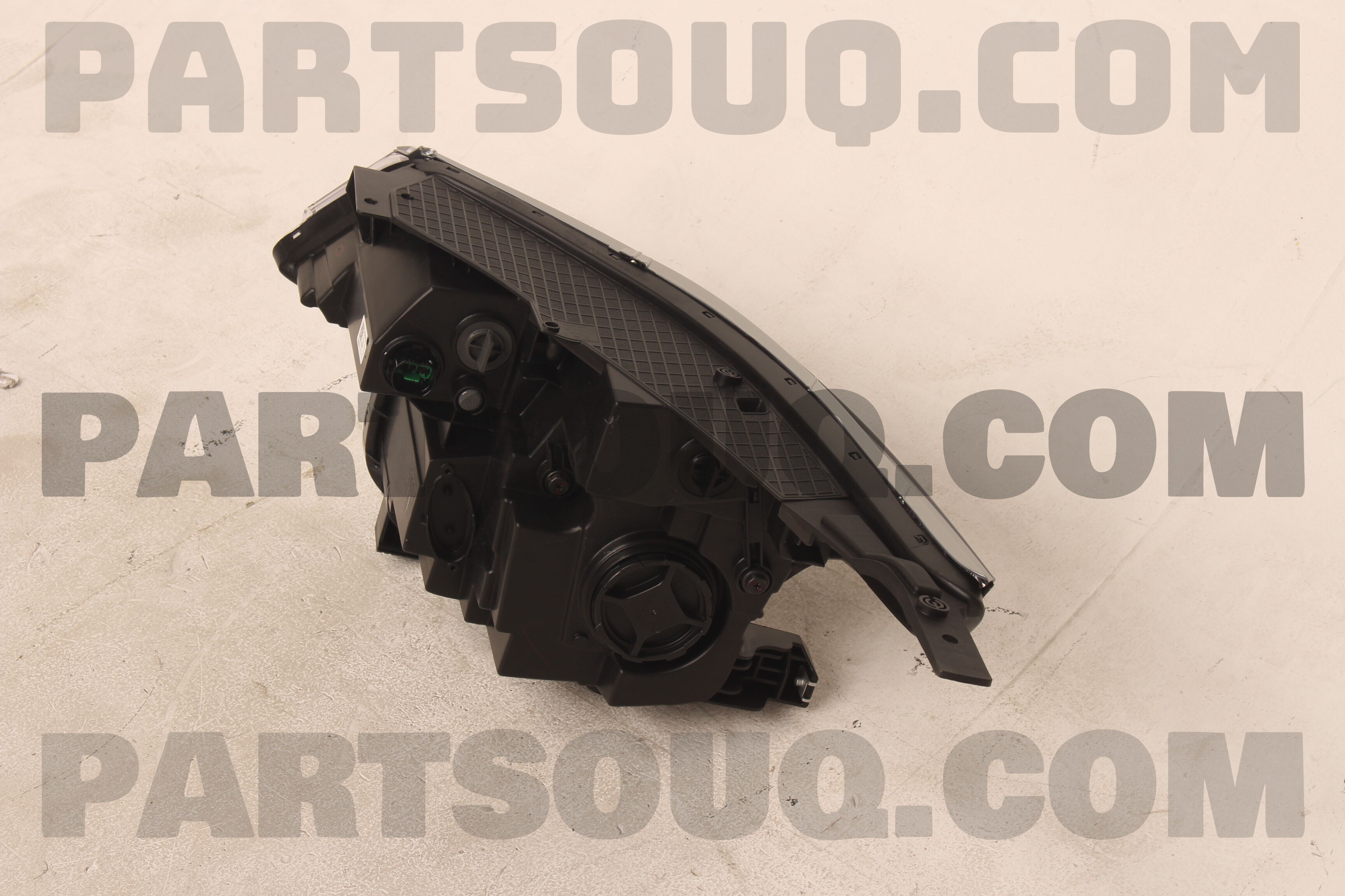LAMP ASSY-HEAD,RH 92102Q6060 | Hyundai / KIA Parts | PartSouq