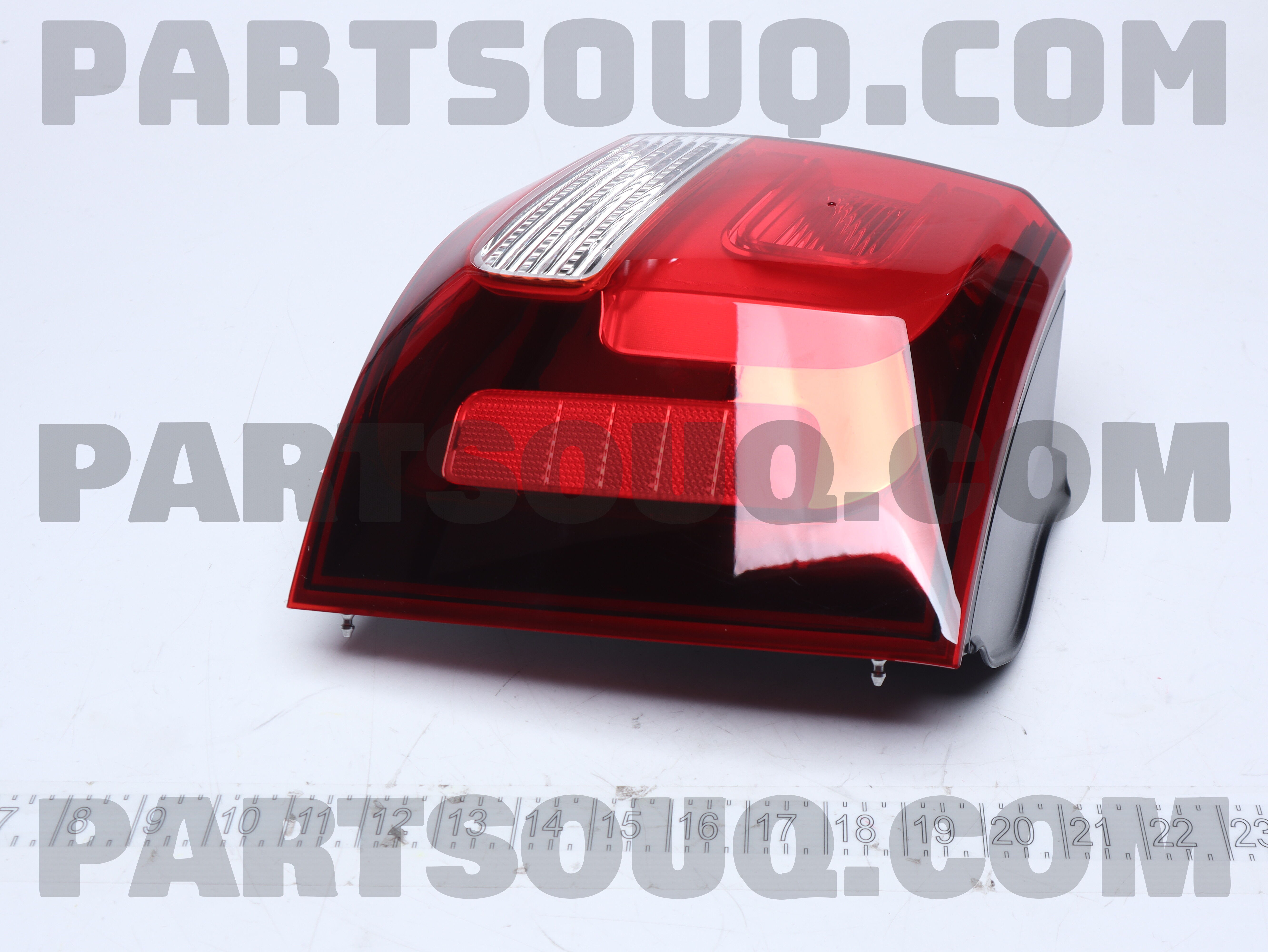 LAMP ASSY-RR COMB RH 924022P540 | Hyundai / KIA Parts | PartSouq