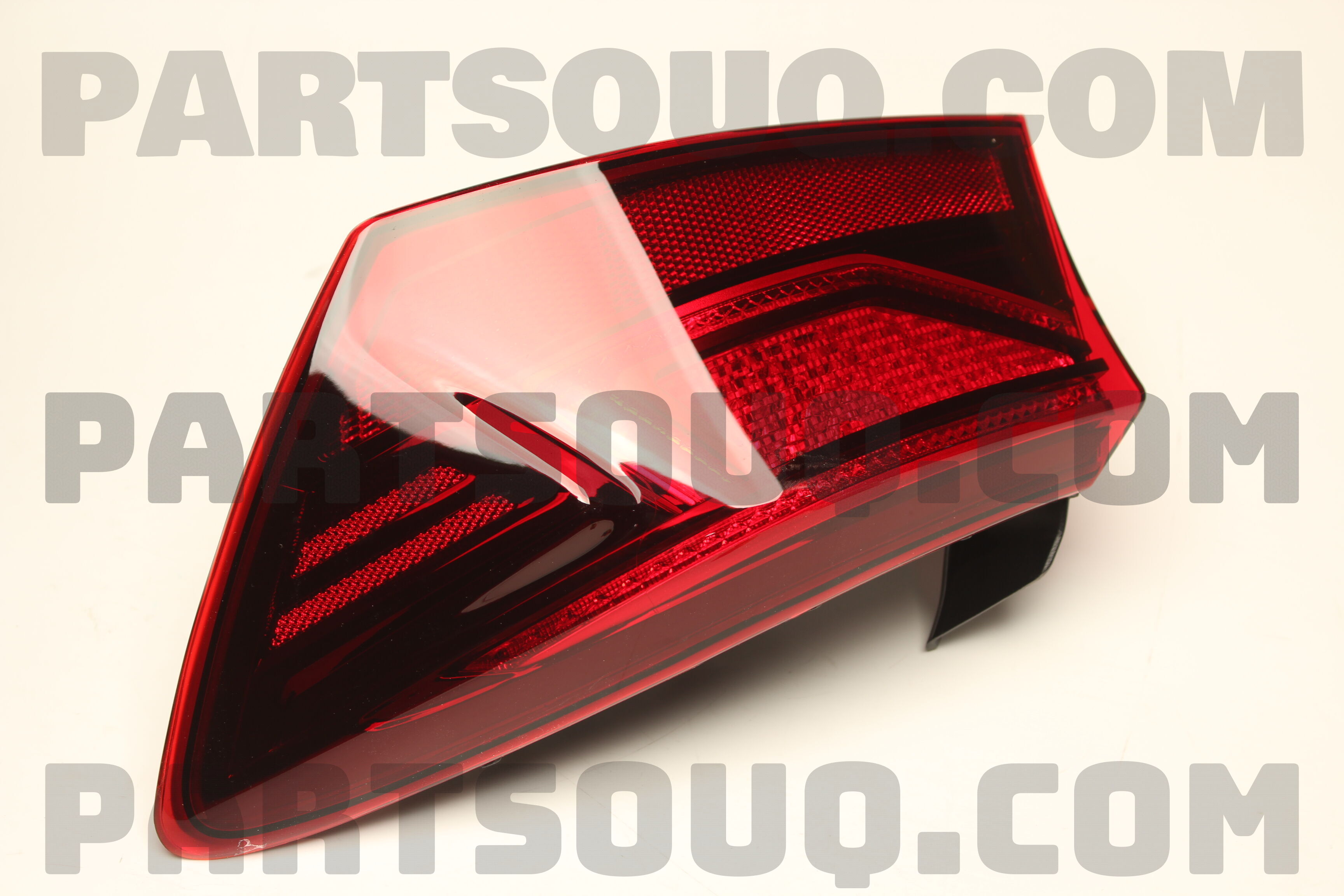 LAMPASSY-REARCOMB 92402M6100 | Hyundai / KIA Parts | PartSouq