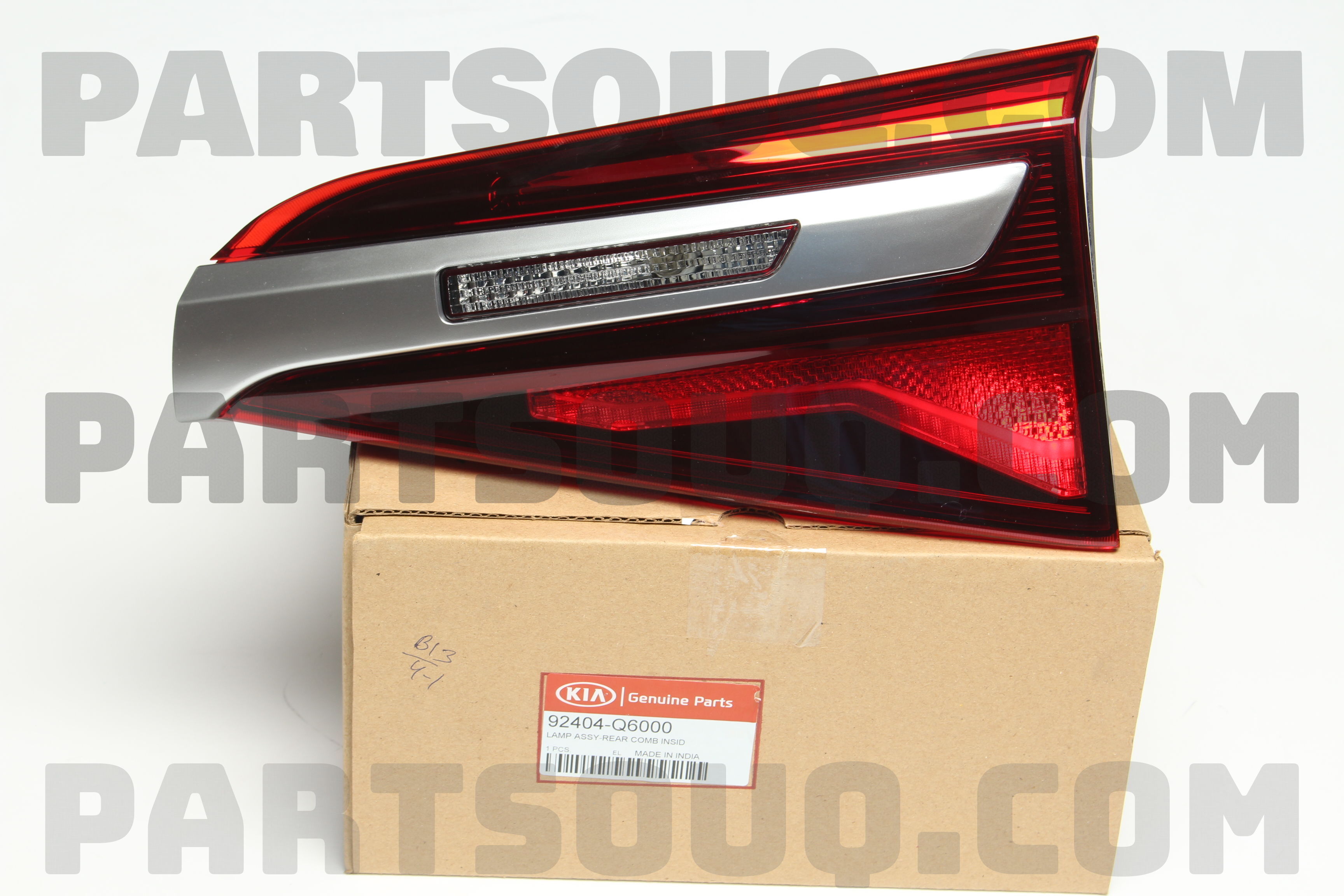 LAMP ASSY-REAR COMB INSIDE,RH 92404Q6000 | Hyundai / KIA Parts | PartSouq