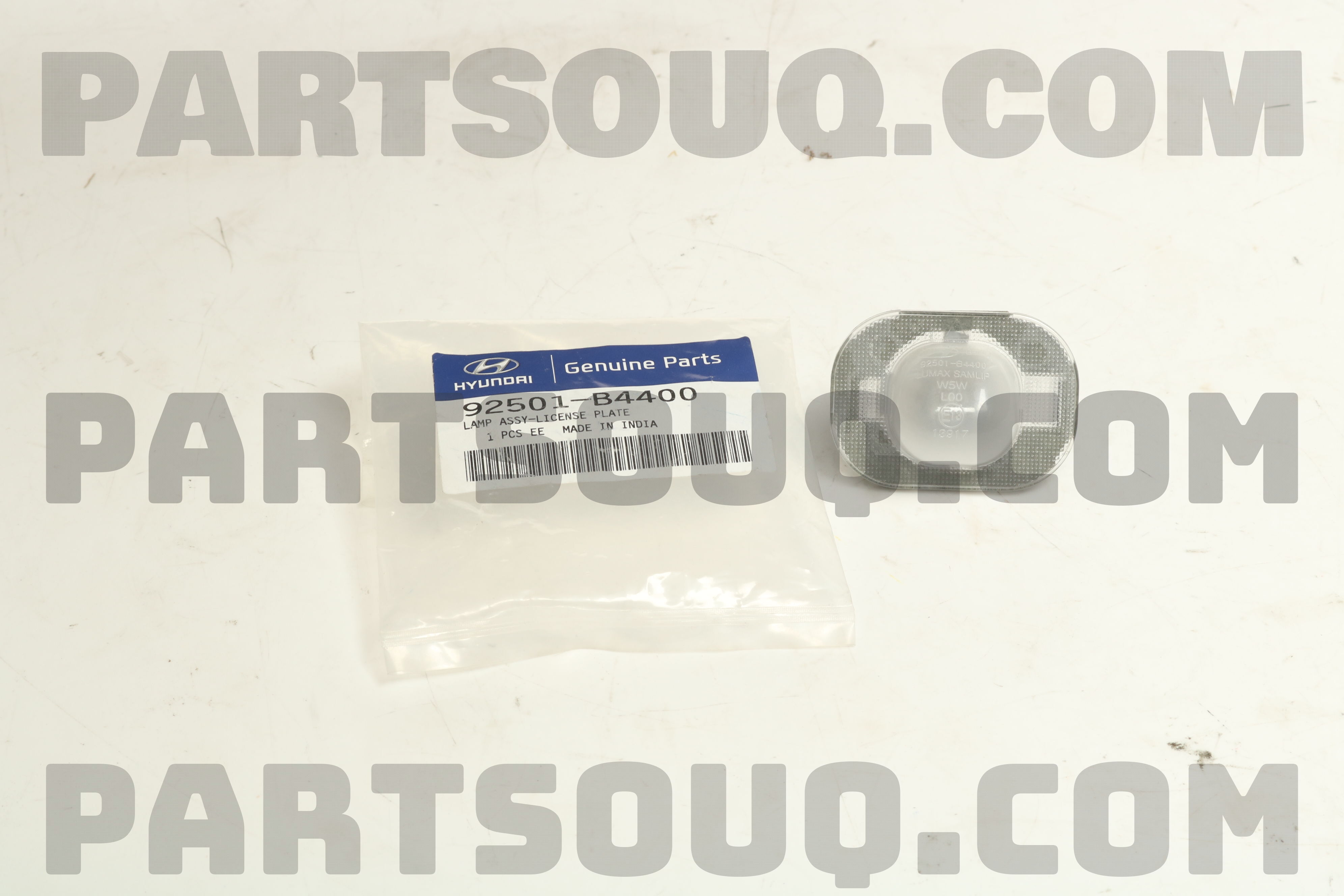LAMP ASSY - LICENSE PLATE 92501B4400 | Hyundai / KIA Parts | PartSouq