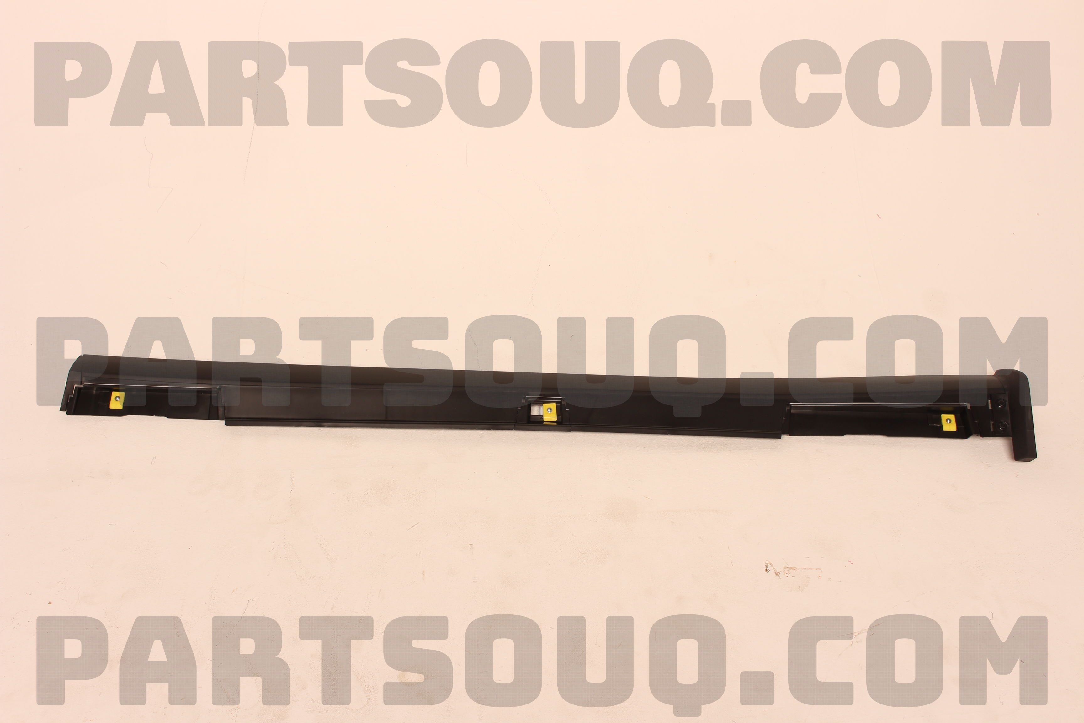 MOULD(L),SIDE STEP-R D10E51PS0C | Mazda Parts | PartSouq