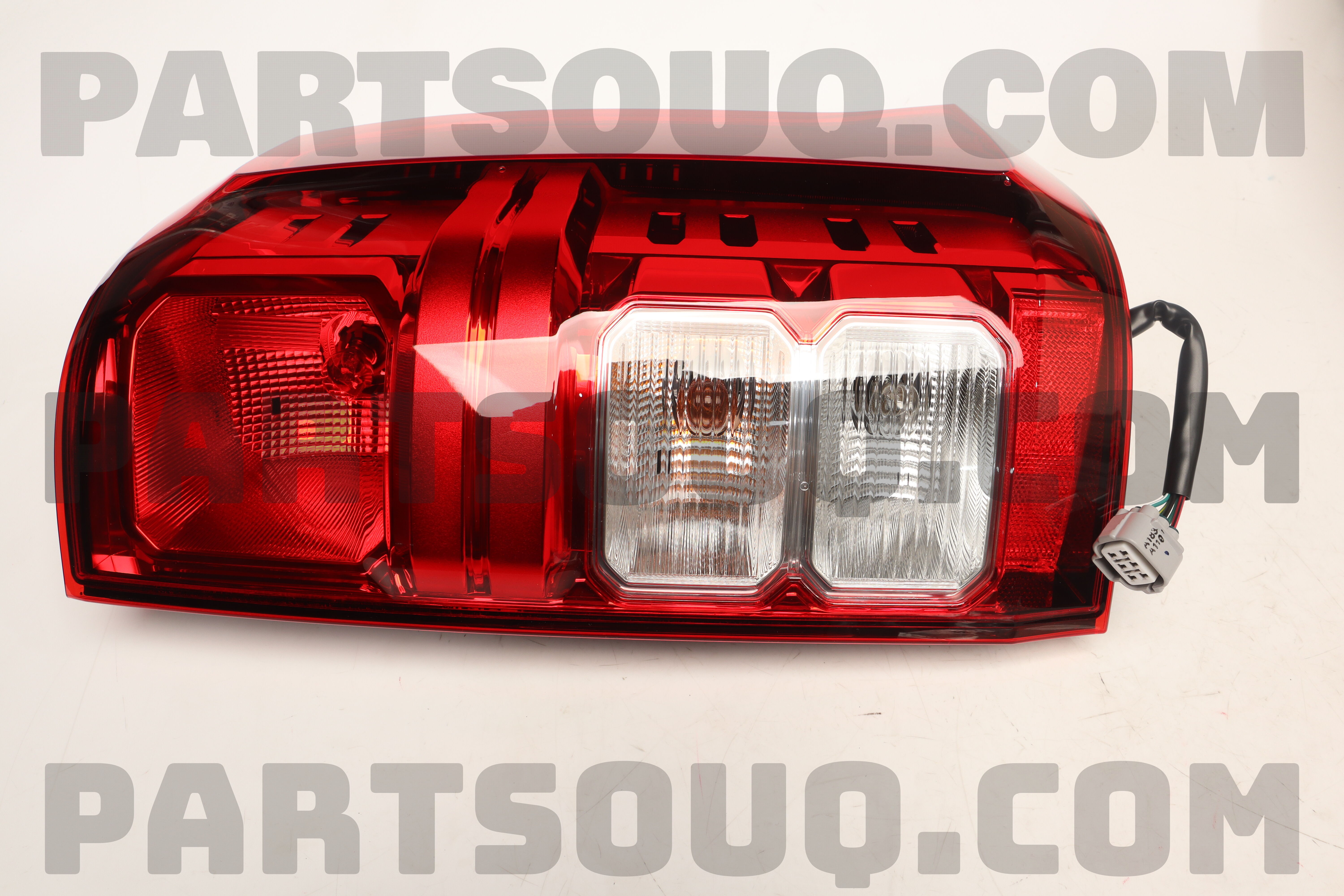 LAMP ASSY,COMB,RR RH 26550A020P | Mitsubishi Parts | PartSouq