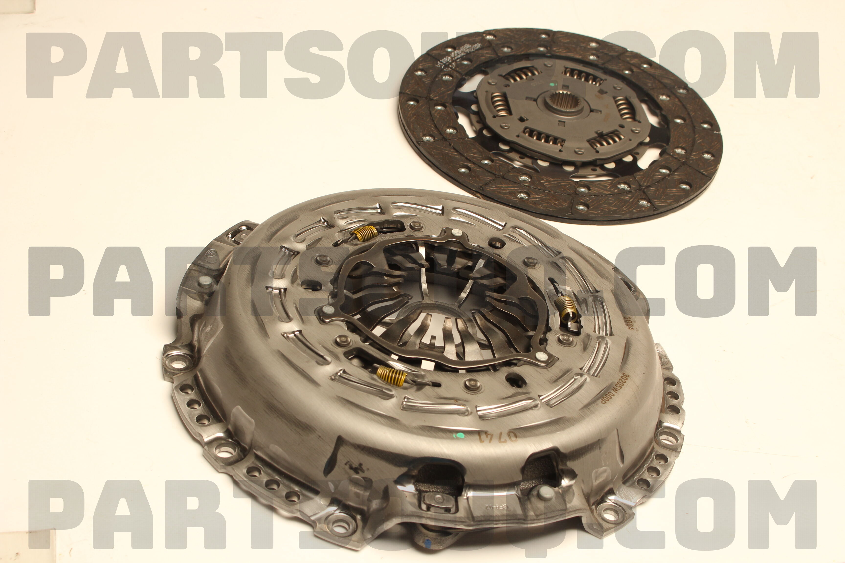COVER & DISC,CLUTCH 30205W000P | Mitsubishi Parts | PartSouq