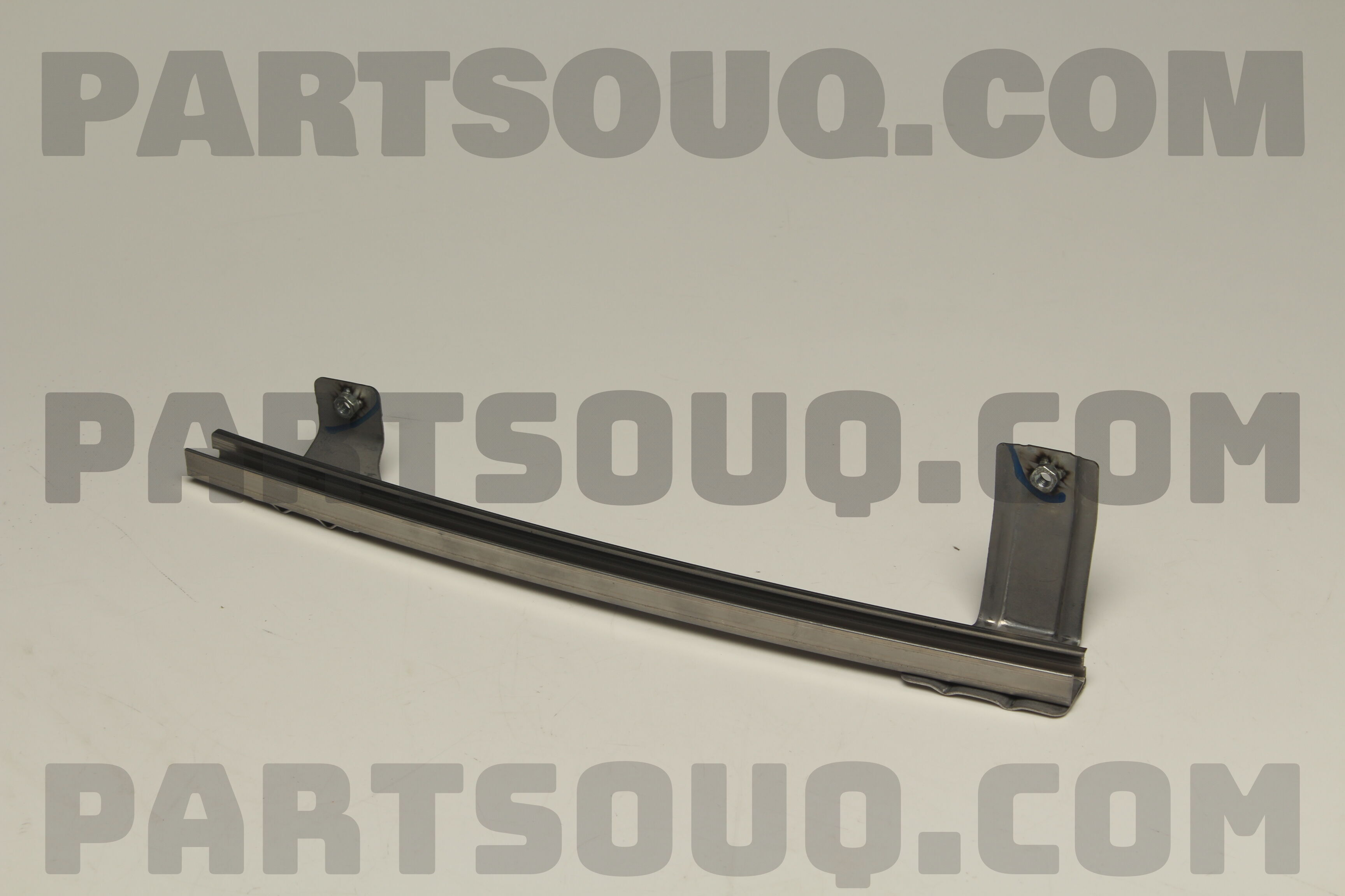 SASH,R/DOOR WDO,RR LWR RH 5735A572 | Mitsubishi Parts | PartSouq