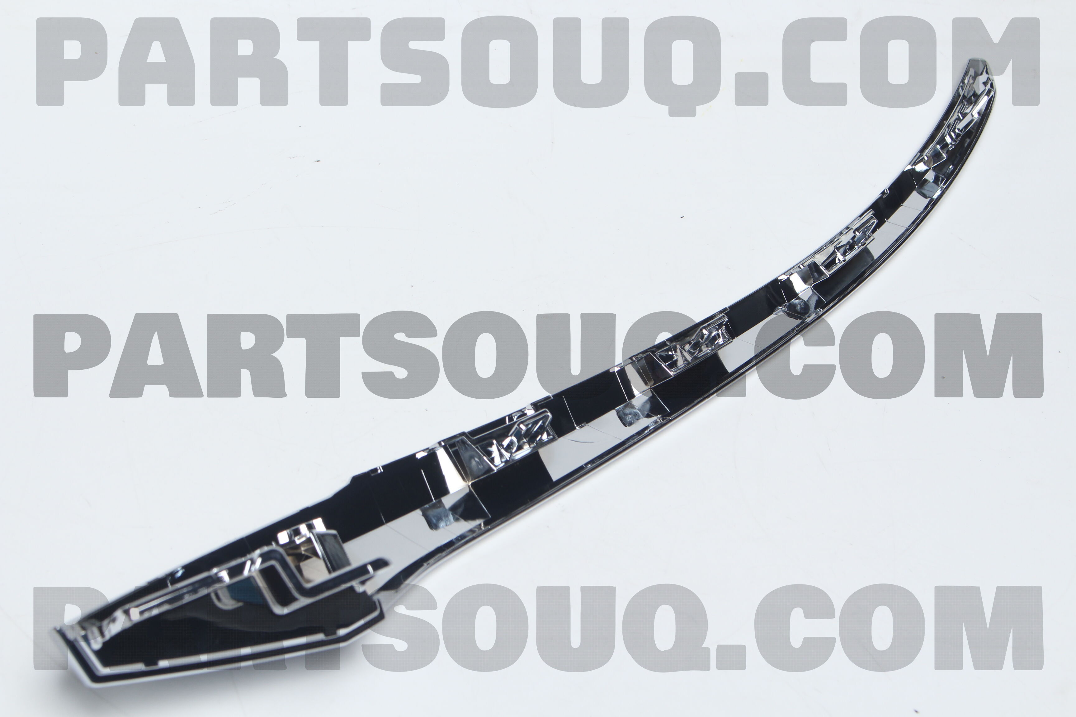 GARNISH,FR BUMPER SI 62080W000P | Mitsubishi Parts | PartSouq
