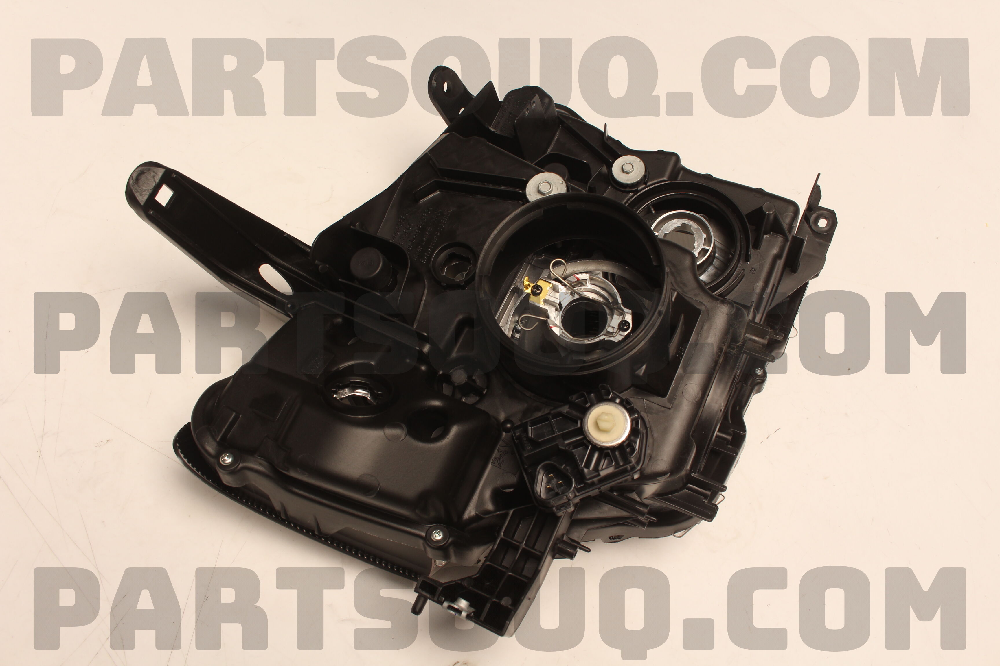 BODY,HEAD LAMP LH 8301B531 | Mitsubishi Parts | PartSouq