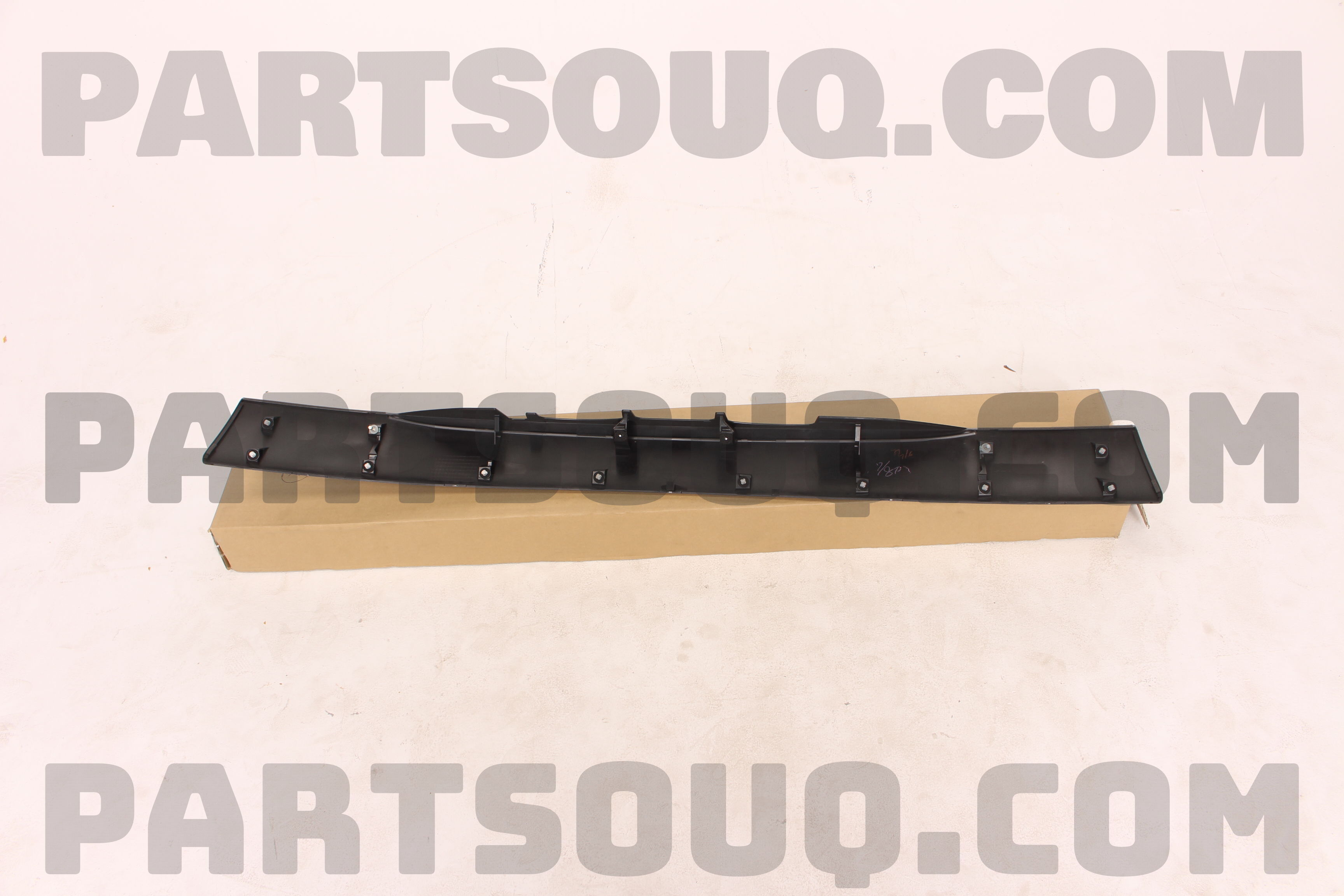GARNISH,TAILGATE 90810W026P | Mitsubishi Parts | PartSouq