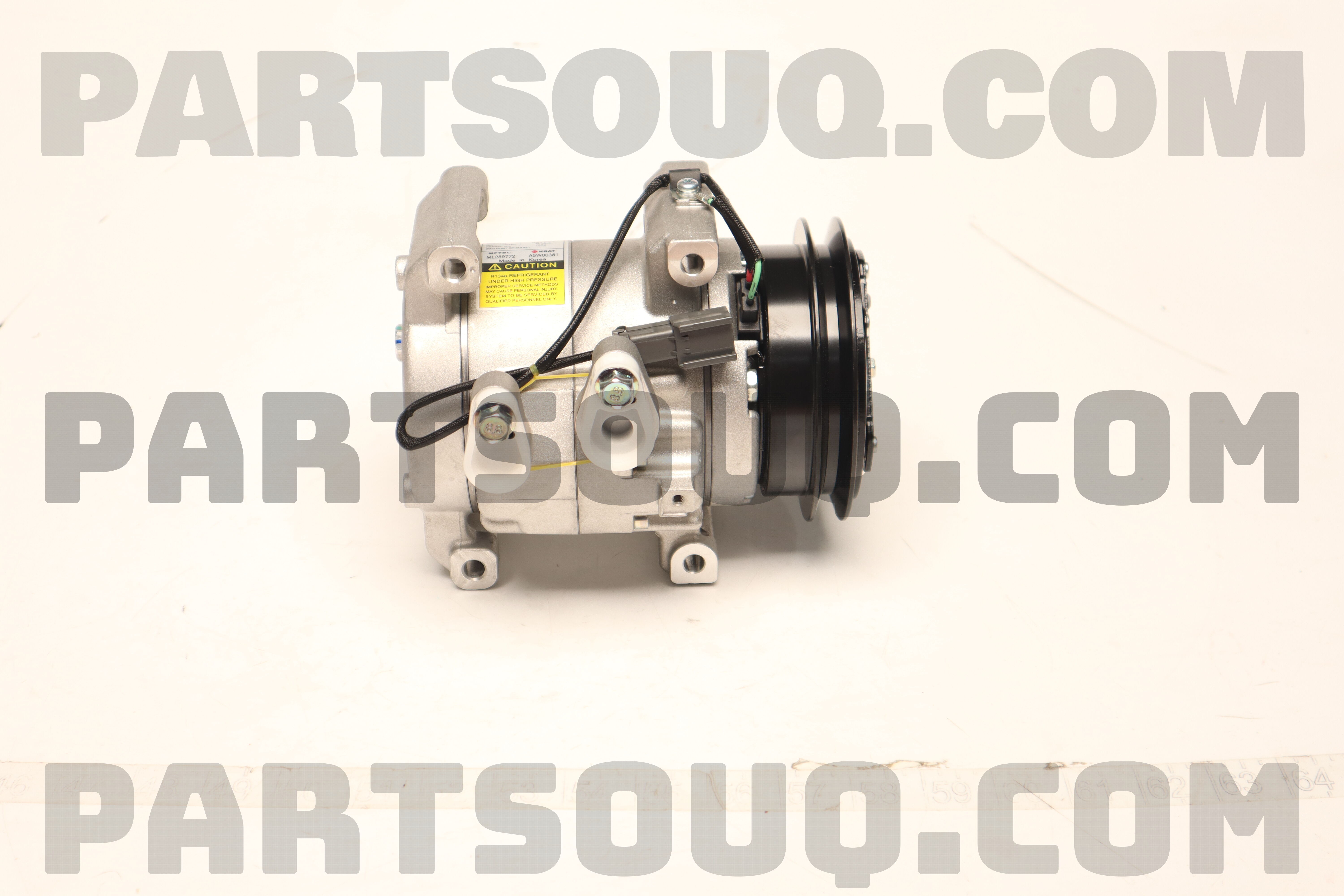 COMPRESSOR ASSY,A/C ML289772 | Mitsubishi Parts | PartSouq