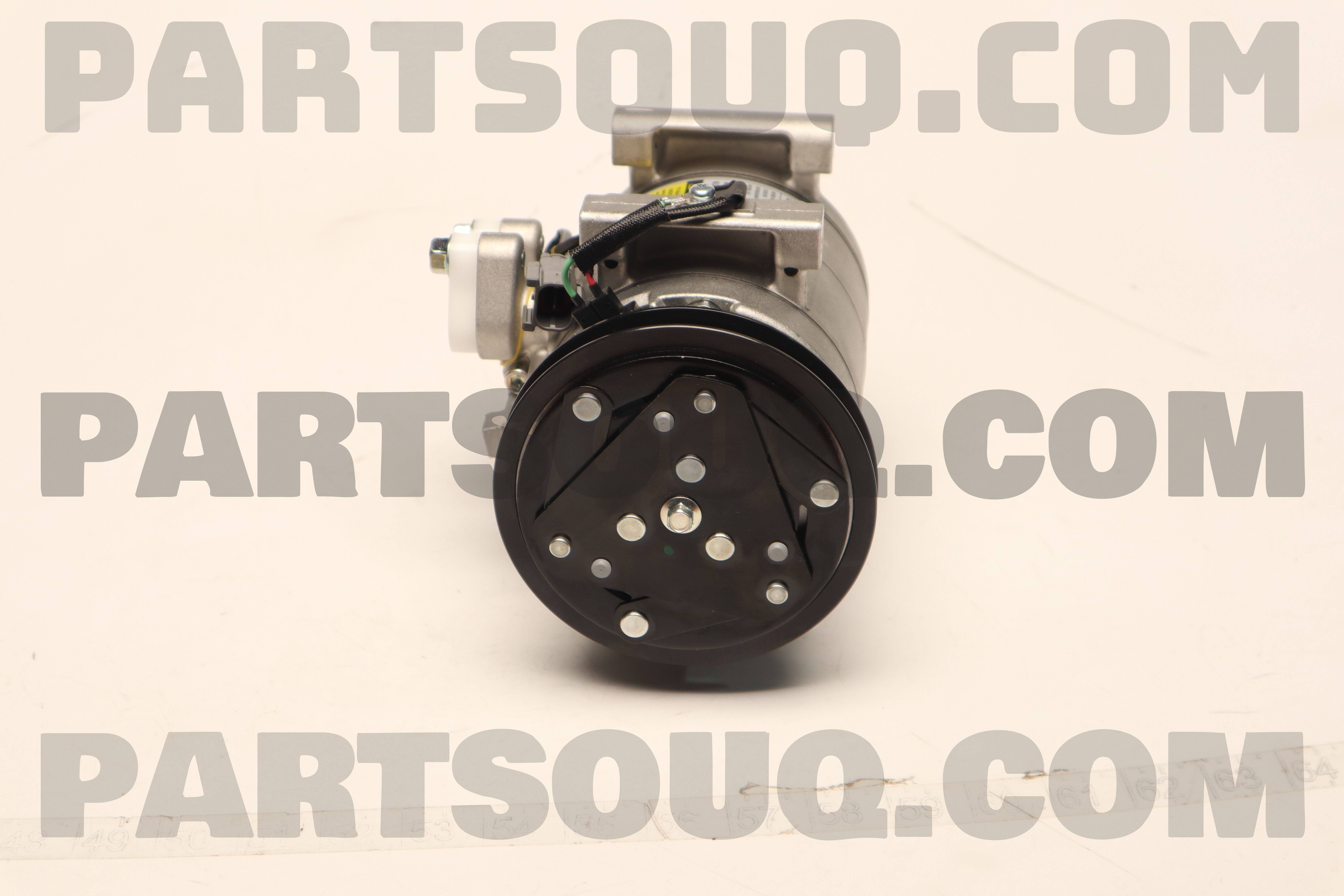 COMPRESSOR ASSY,A/C ML289772 | Mitsubishi Parts | PartSouq