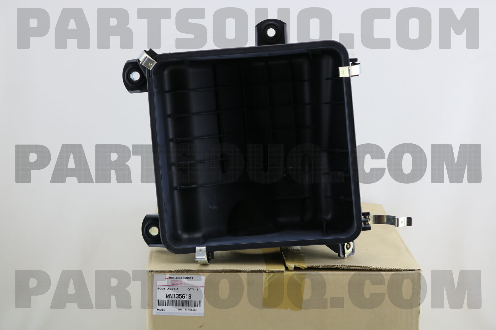 BODY ASSY,AIR CLEANER MN135613 | Mitsubishi Parts | PartSouq