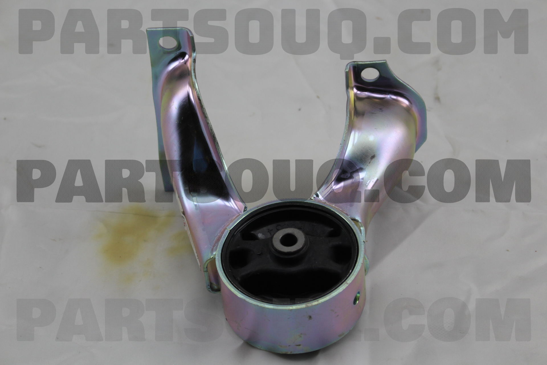 BRKT,ENG RR ROLL STO MR554746 | Mitsubishi Parts | PartSouq