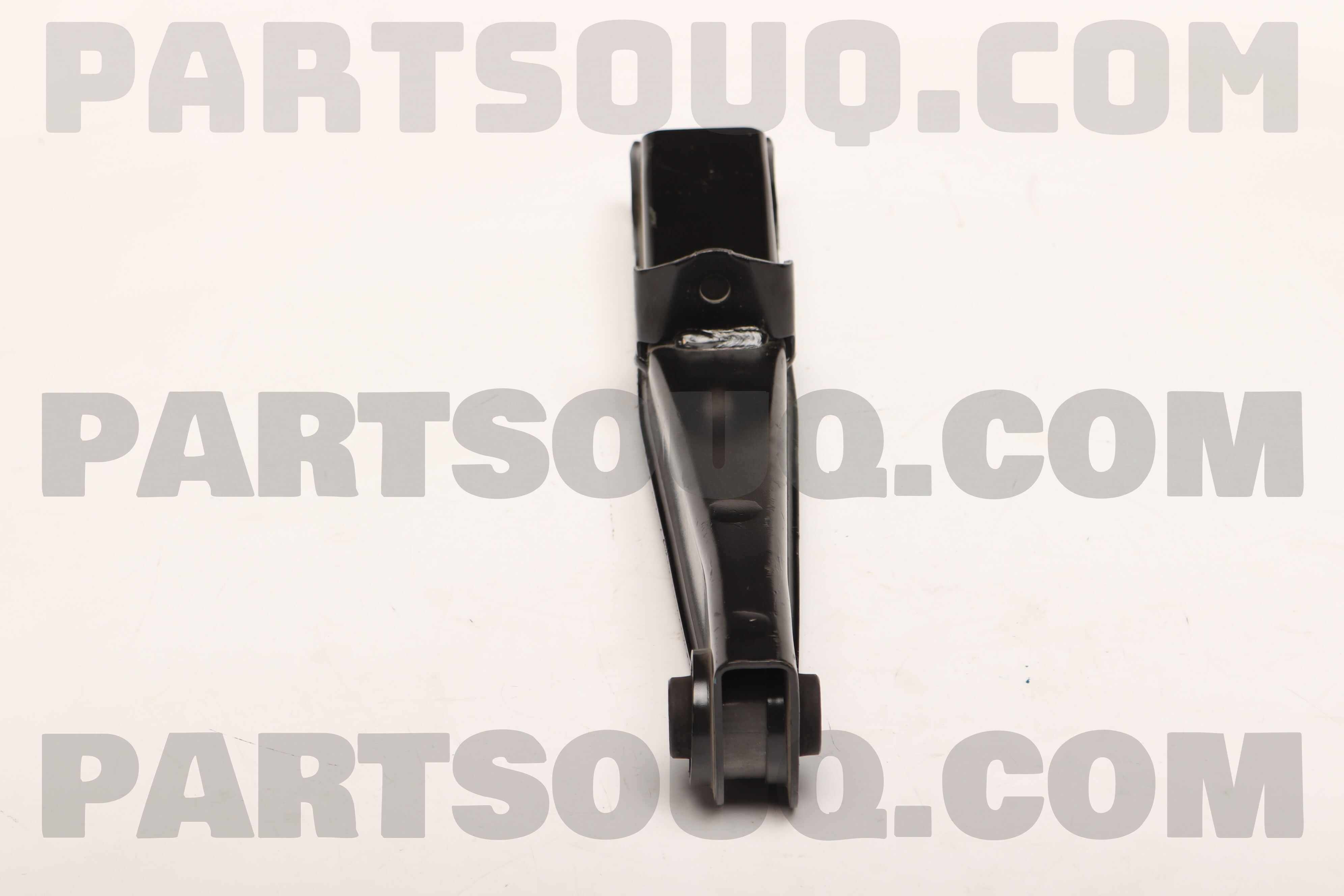 ARM ASSY,RR SUSP,LWR MR589377 | Mitsubishi Parts | PartSouq