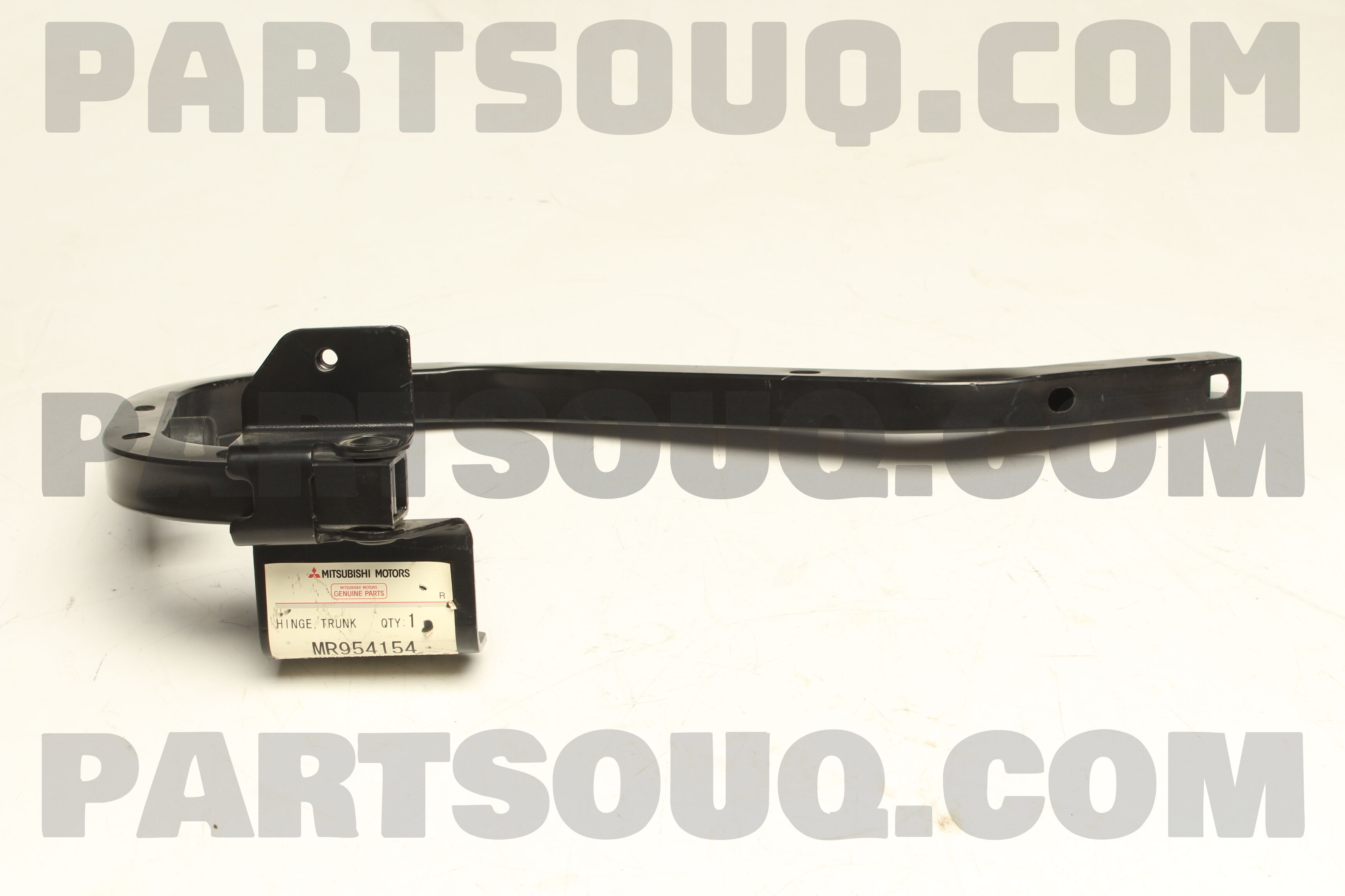 HINGE,TRUNK LID,RH MR954154 | Mitsubishi Parts | PartSouq