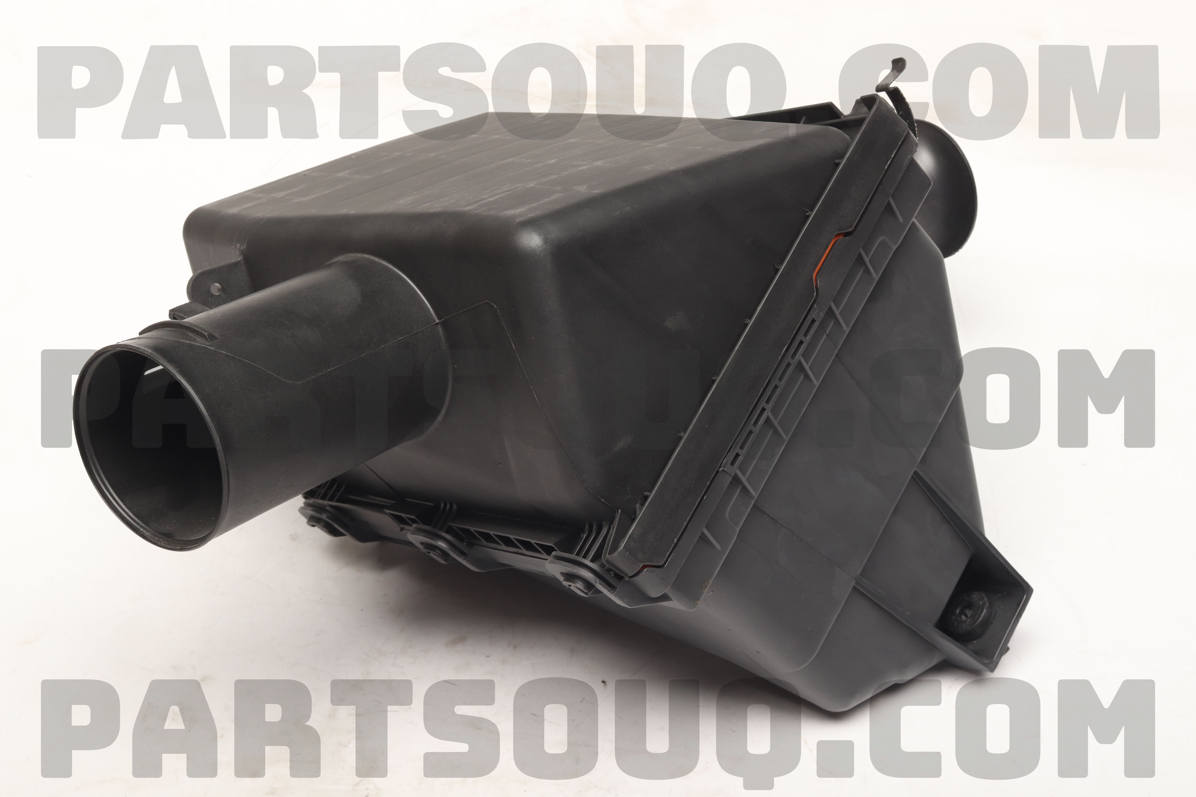 AIR CLEANER 16500ZE01A | Nissan Parts | PartSouq