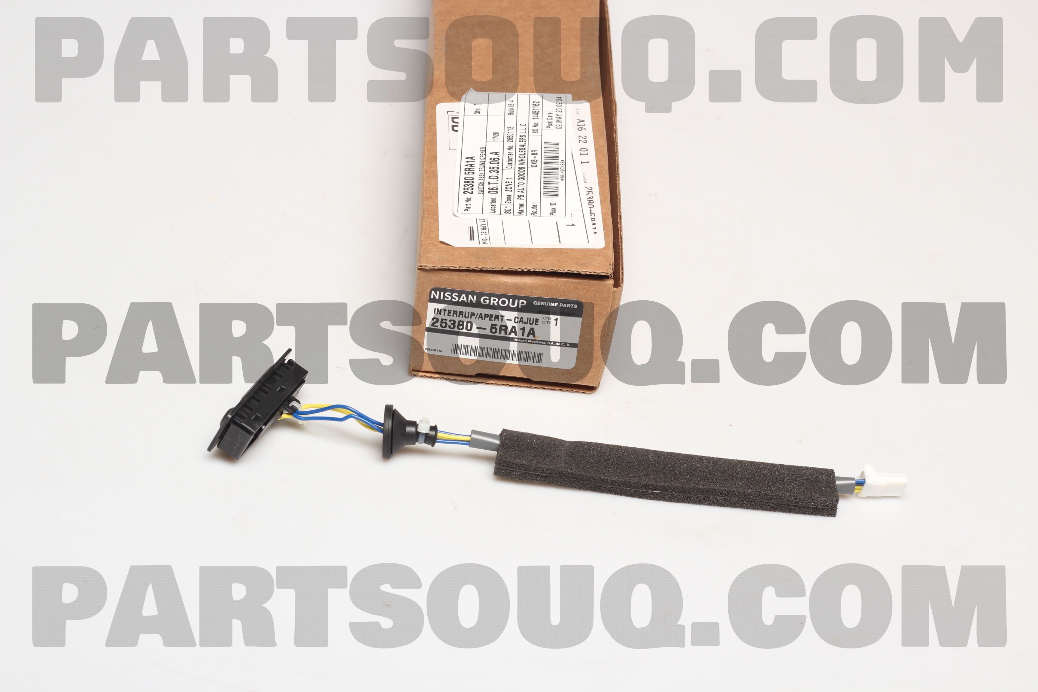 SWITCH ASSY TRUNK OPENER 253805RA1A | Nissan Parts | PartSouq