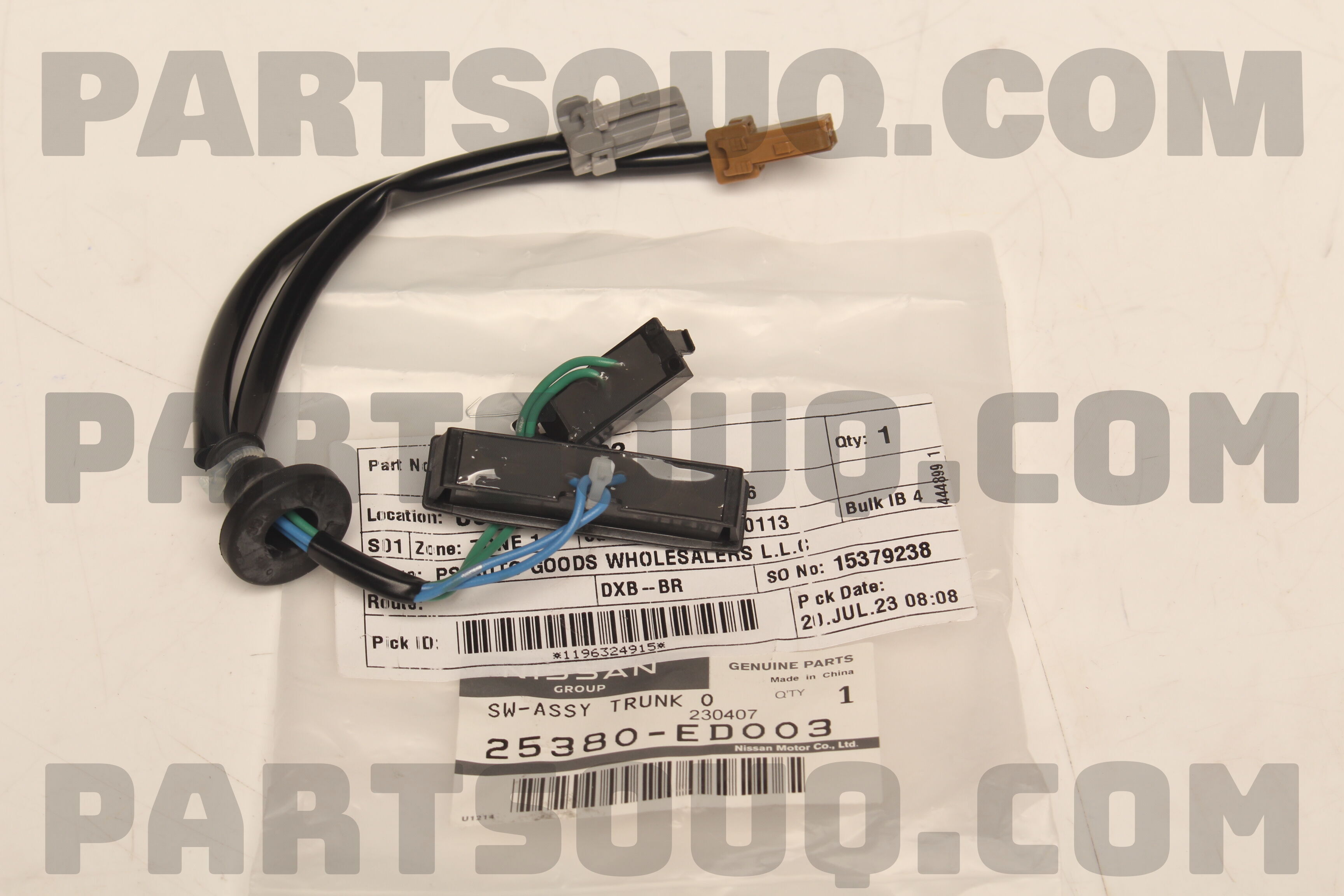 SWITCH ASSY-TRUNK OPENER 25380ED003 | Nissan Parts | PartSouq