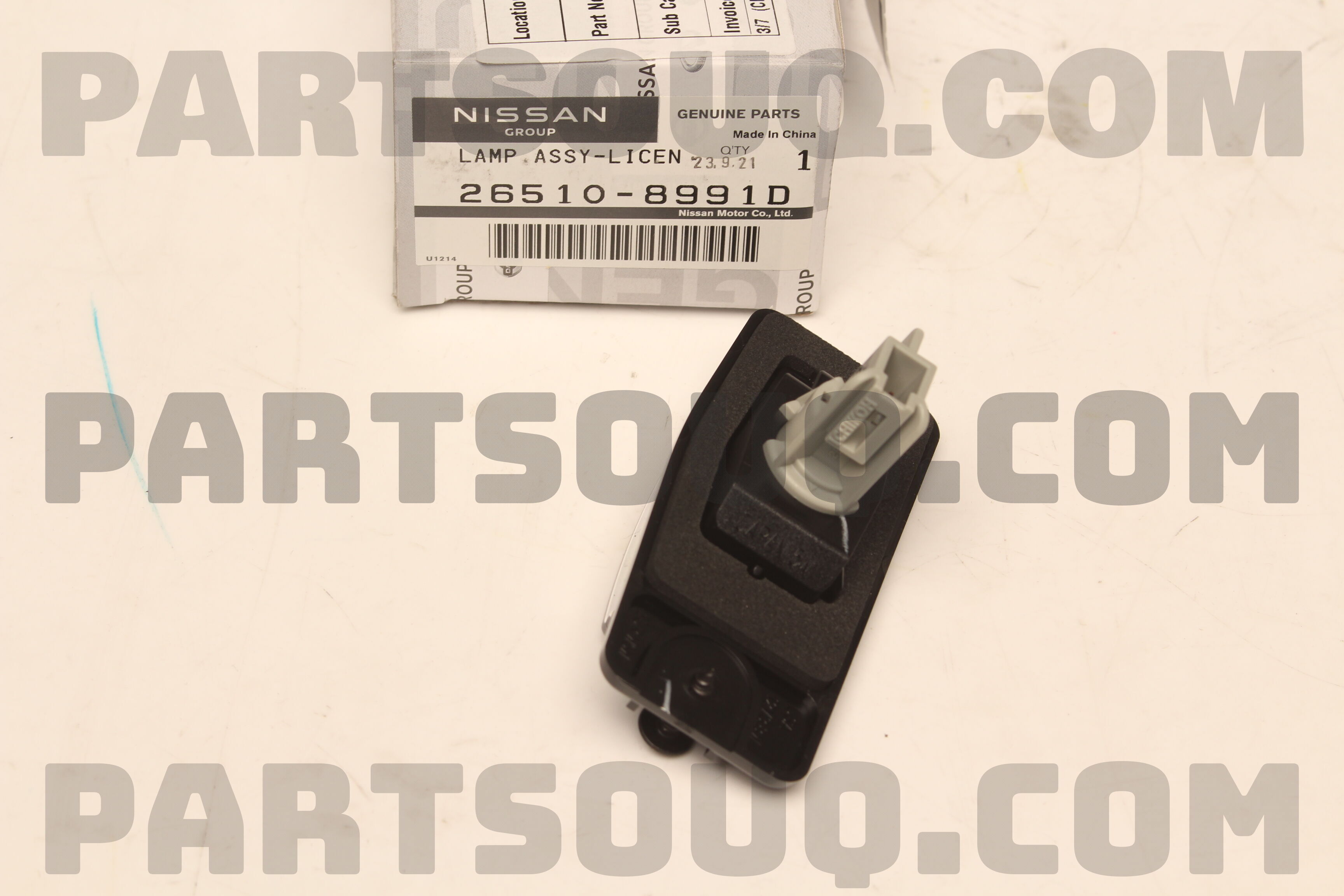LICENSE PLATE LAMP ASSY 265108991D | Nissan Parts | PartSouq