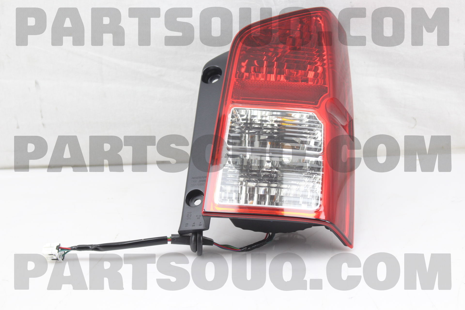 LAMP ASSY-REAR COMBINATION,RH 26550EB30C | Nissan Parts | PartSouq