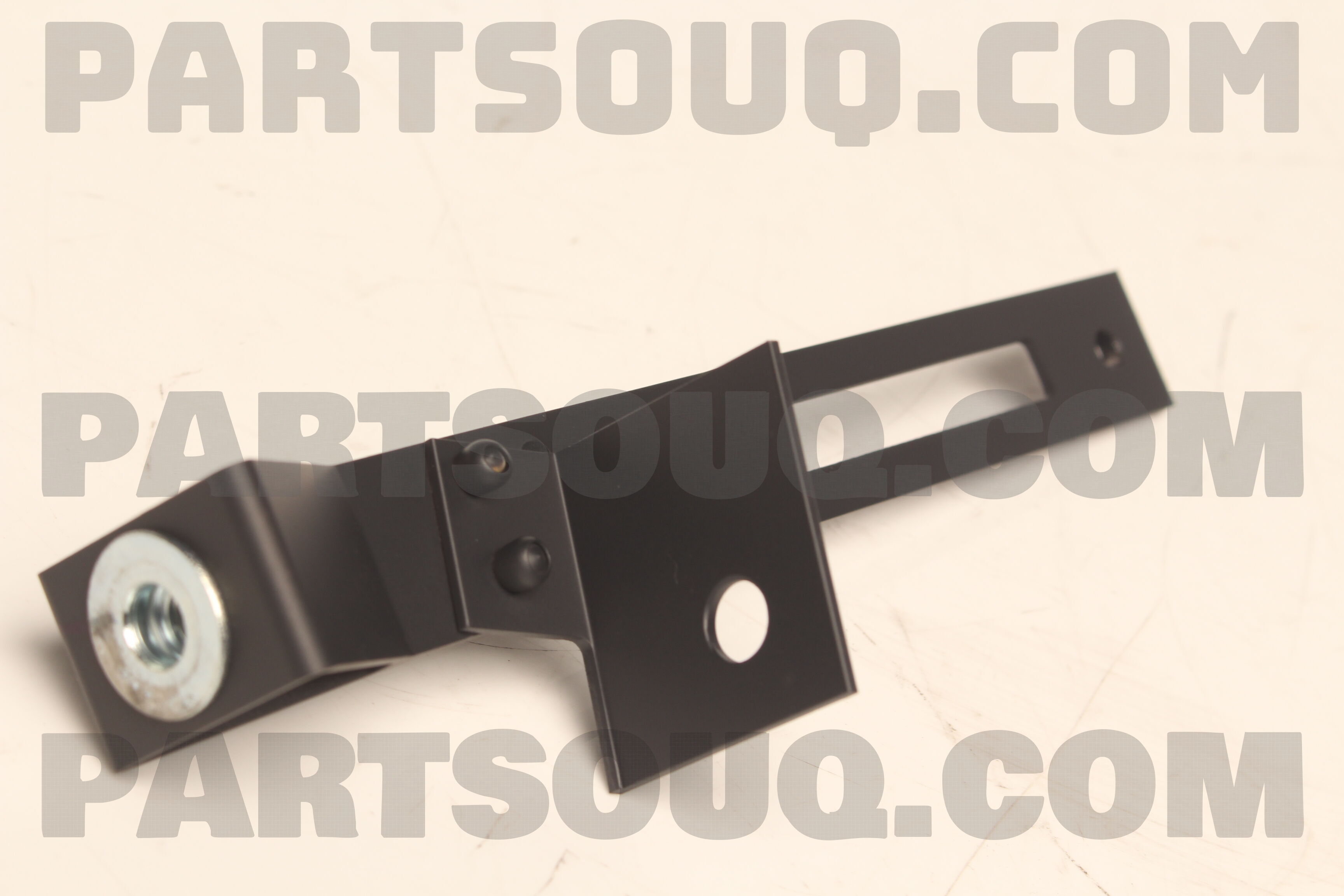 BRACKET-FRONT BUMPER SIDE,RH 62044KB51B | Nissan Parts | PartSouq