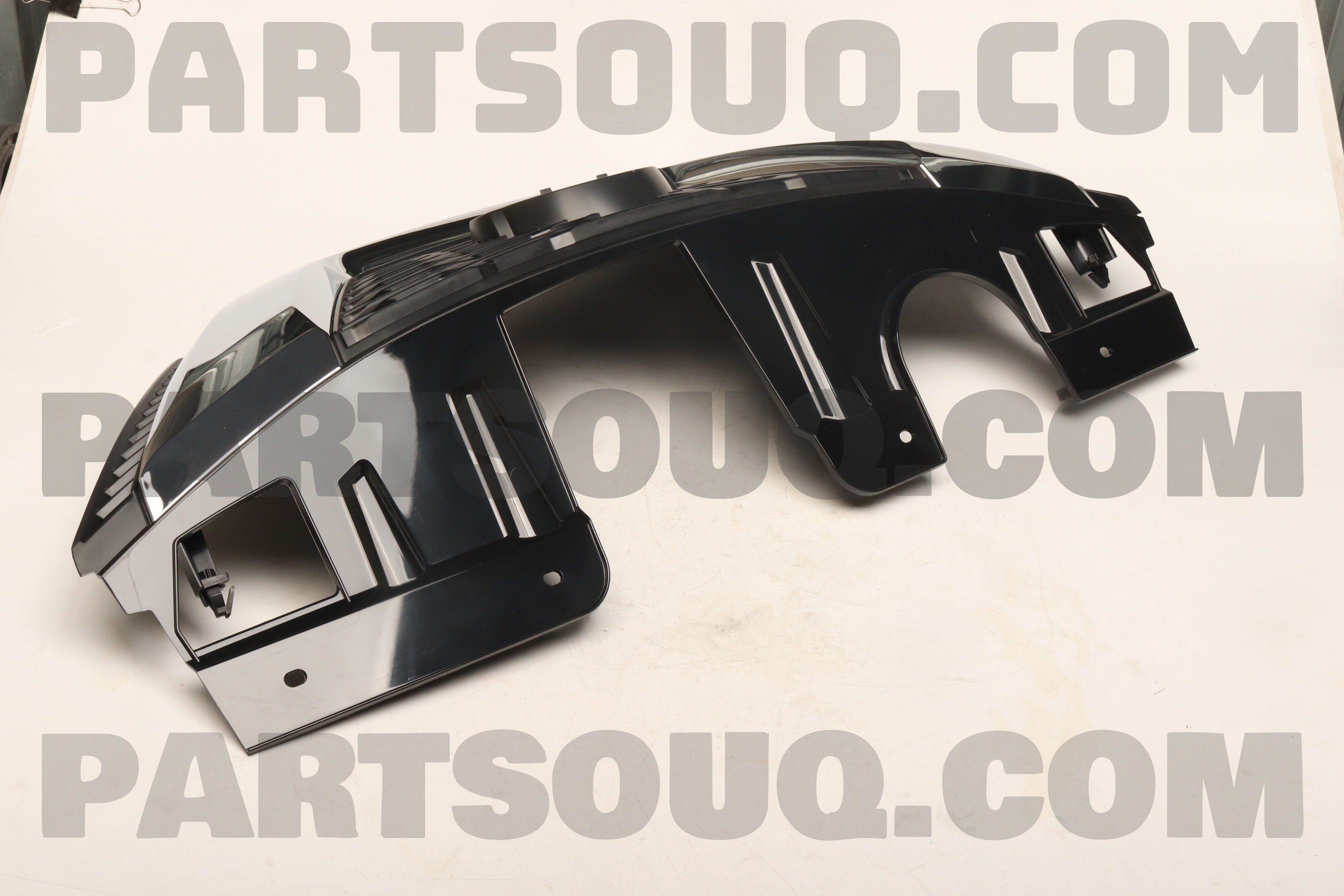 GRILLE-RADIATOR 623106FR6B | Nissan Parts | PartSouq