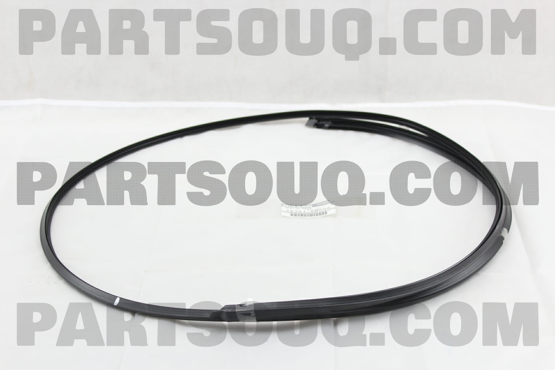 MOULDING-WINDSHIELD UPPER,CENTER 72751VB000 | Nissan Parts | PartSouq