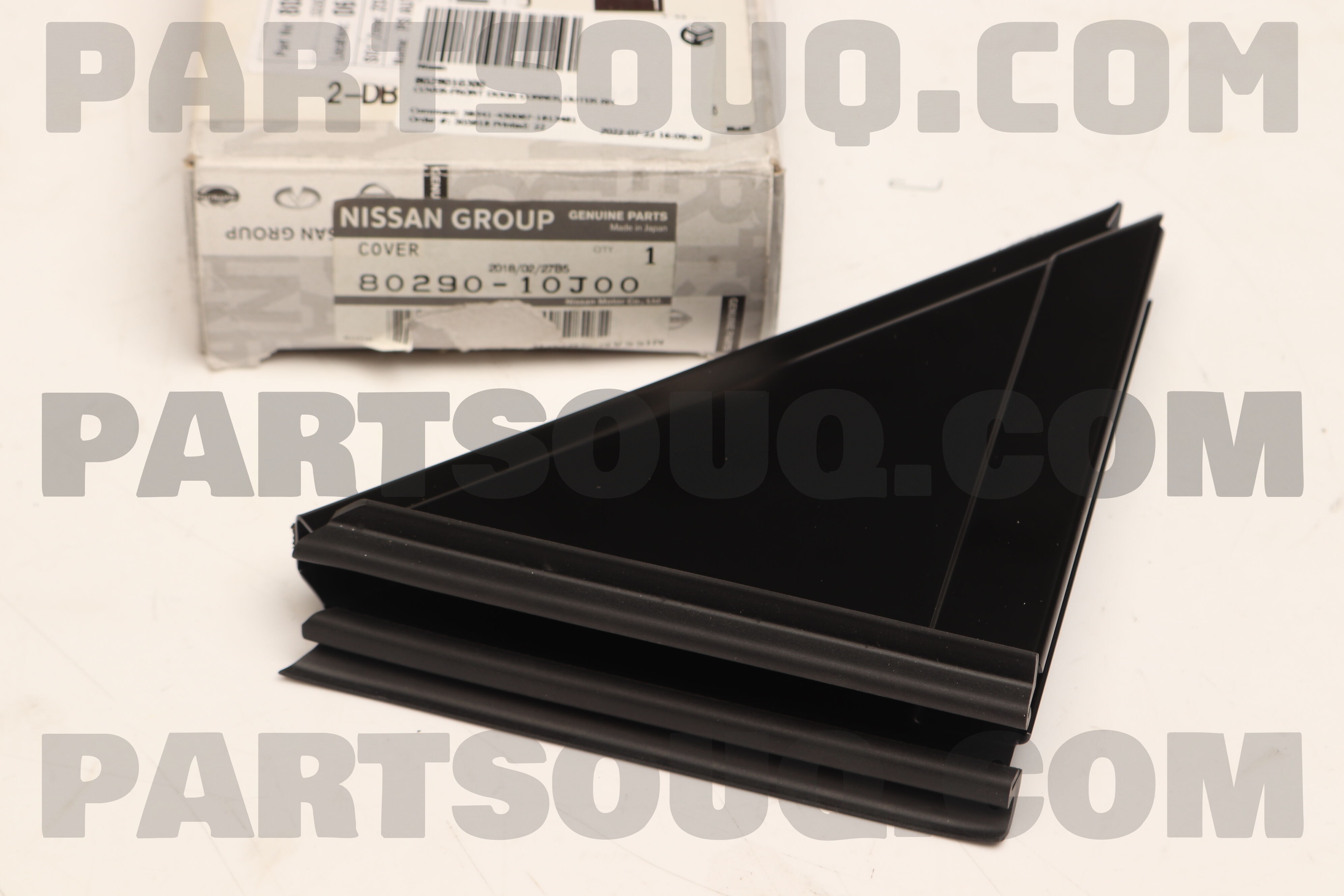 COVER-FRONT DOOR CORNER,OUTER RH 8029010J00 | Nissan Parts | PartSouq