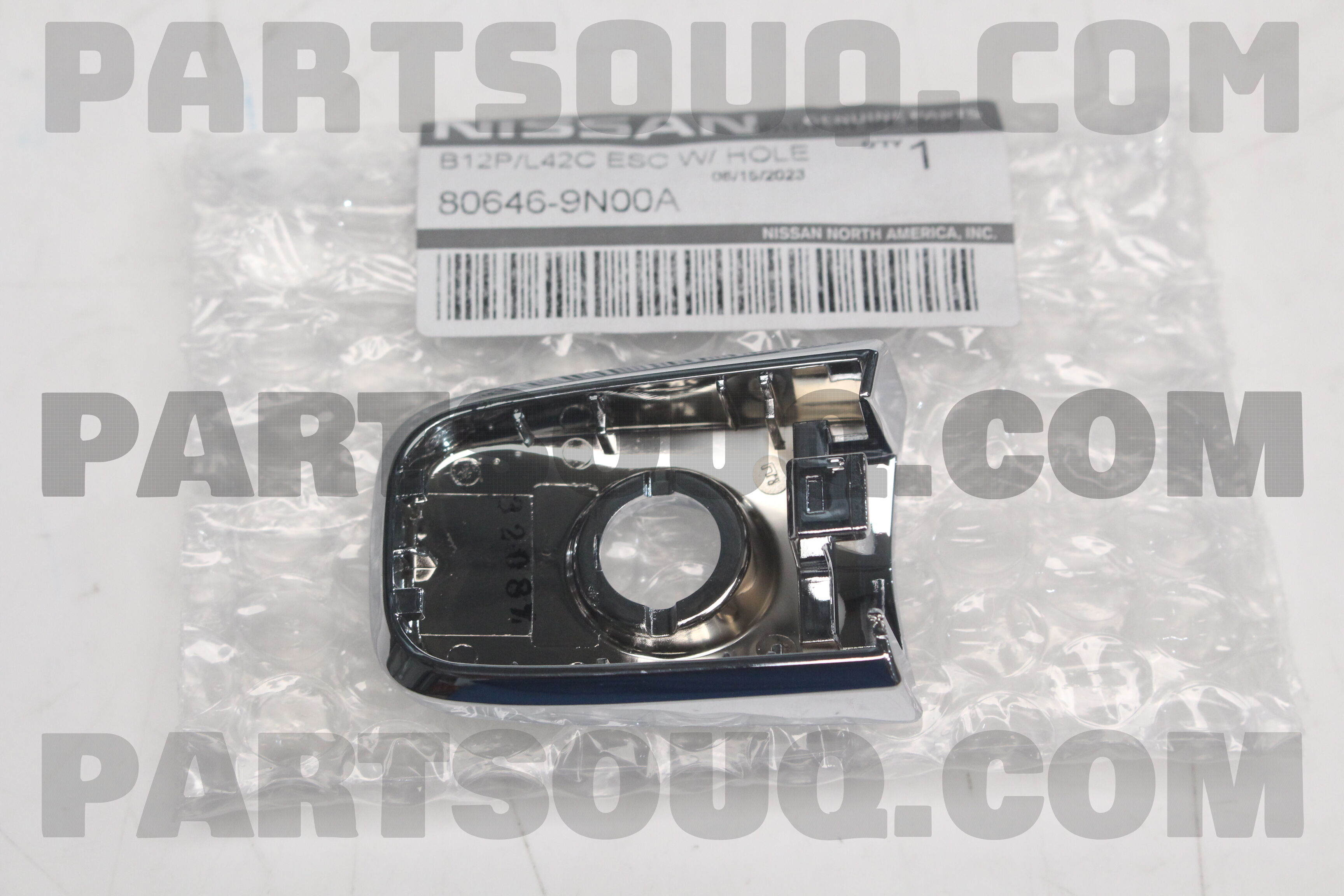 ESCUTCHEON ASSY-DOOR OUTSIDE HANDLE 806469N00A | Nissan Parts | PartSouq
