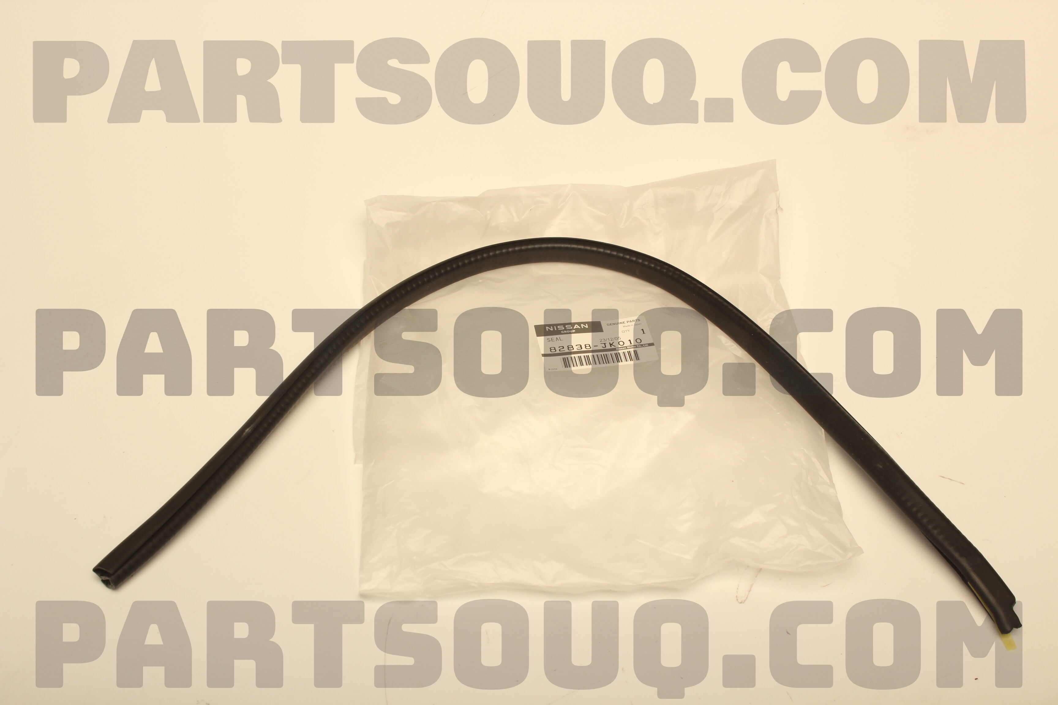 SEAL-REAR DOOR PARTITION,RH 82838JK010 | Nissan Parts | PartSouq