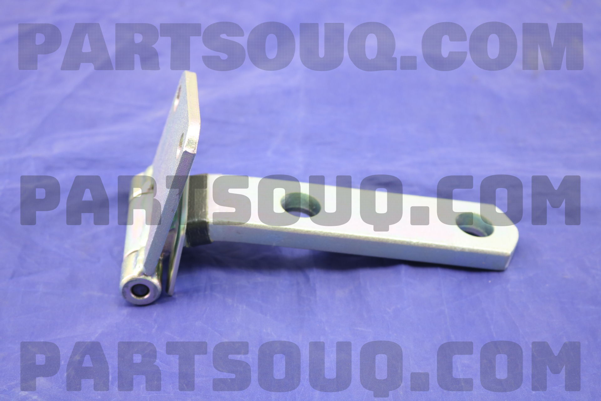 HINGE ASSY-BACK DOOR,LH 90401VB06A | Nissan Parts | PartSouq