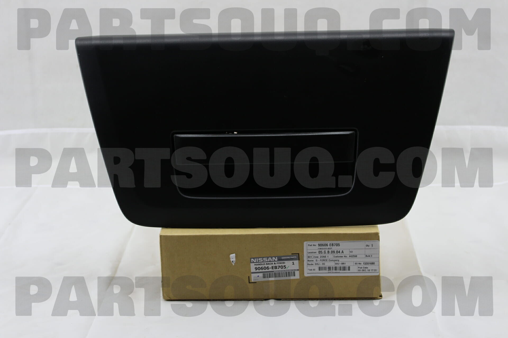 FINISHER ASSY-REAR GATE 90606EB705 | Nissan Parts | PartSouq