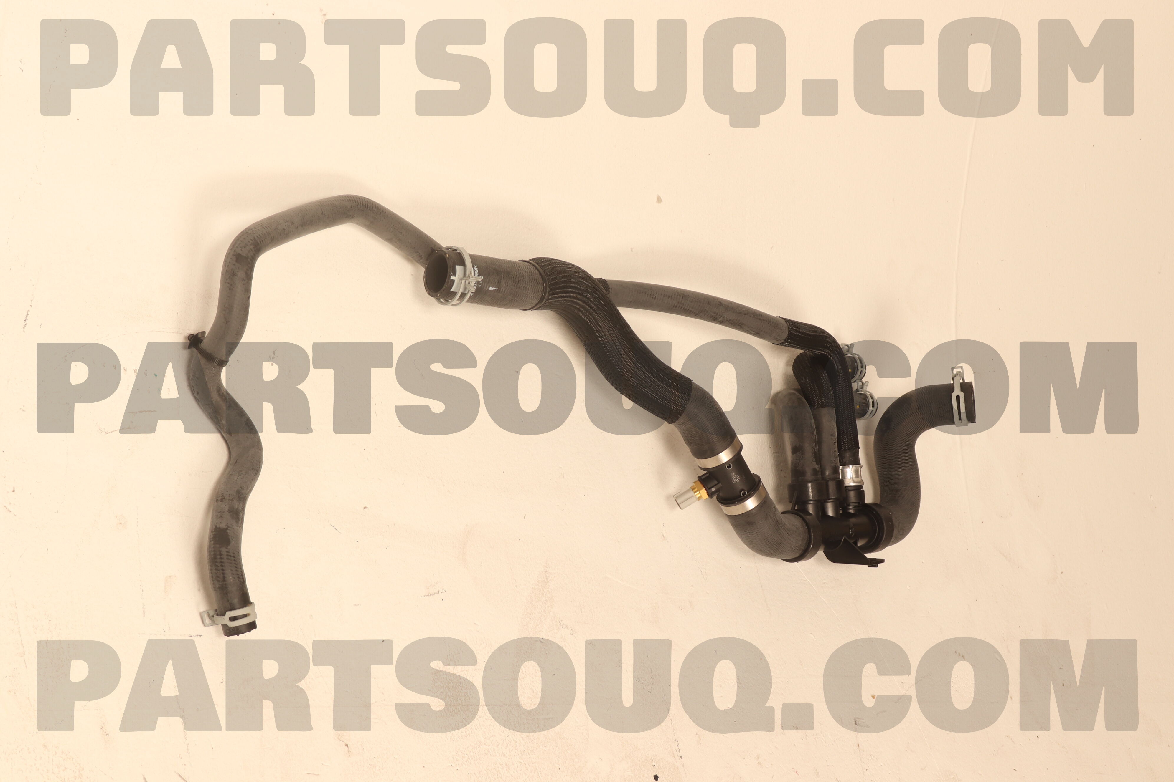 PIPE-RAD OUTLET 215013099R | Renault Parts | PartSouq