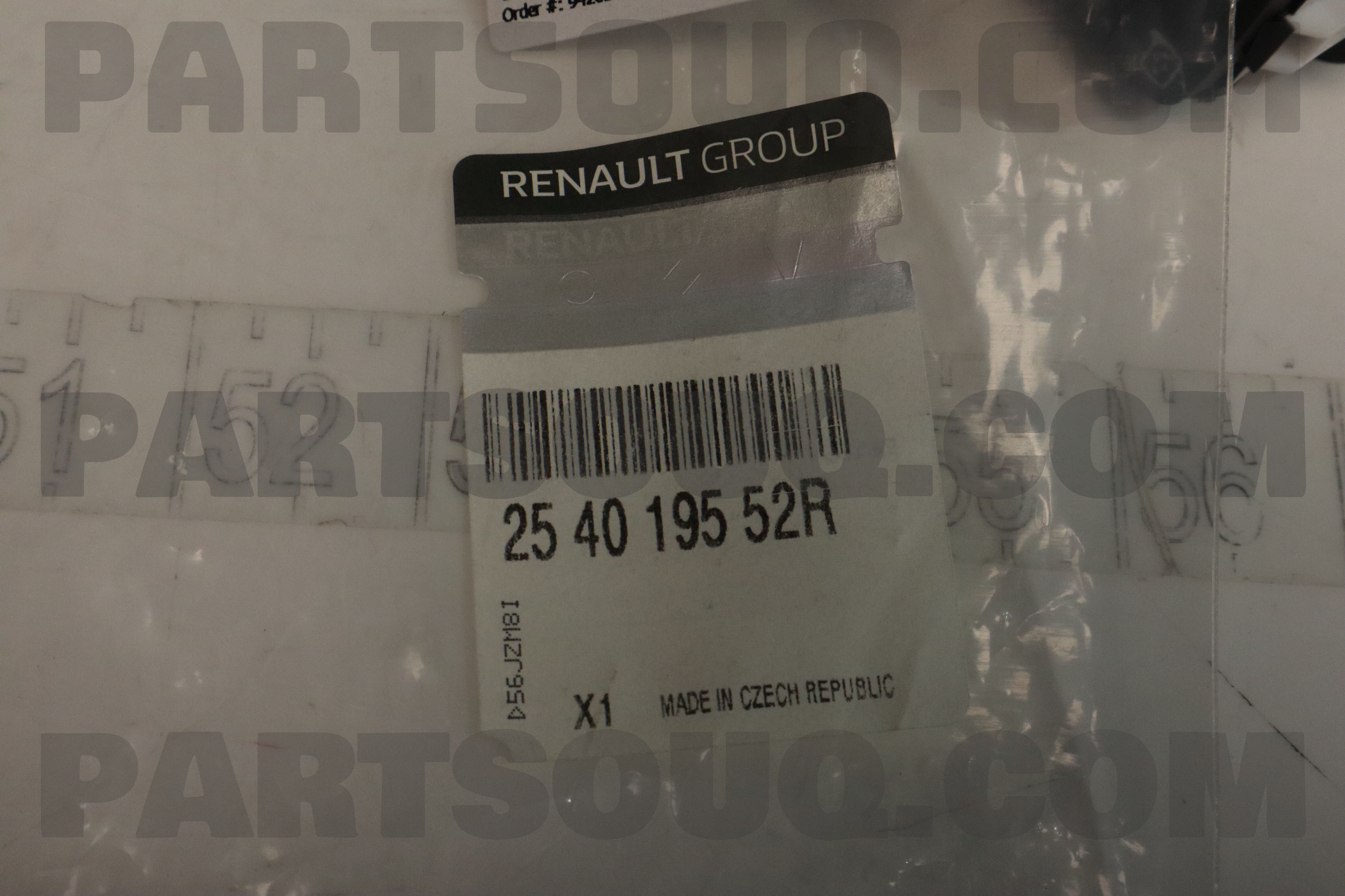 PLATE-ELEC WDW LIFT, DRIVER 254019552R | Renault Parts | PartSouq