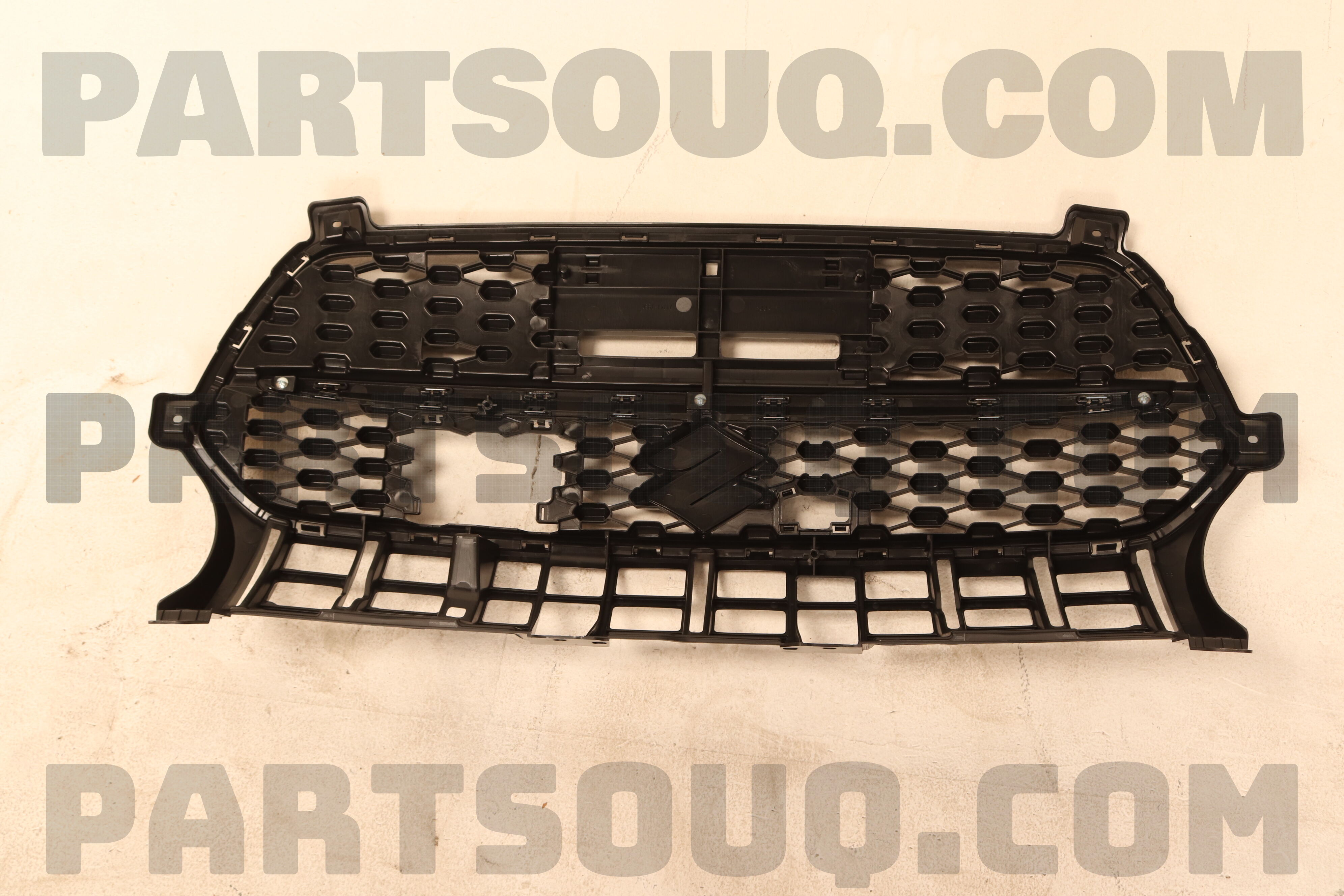 GRILLE COMP,RADIATOR UPPE 7174079S00C48 | Suzuki Parts | PartSouq