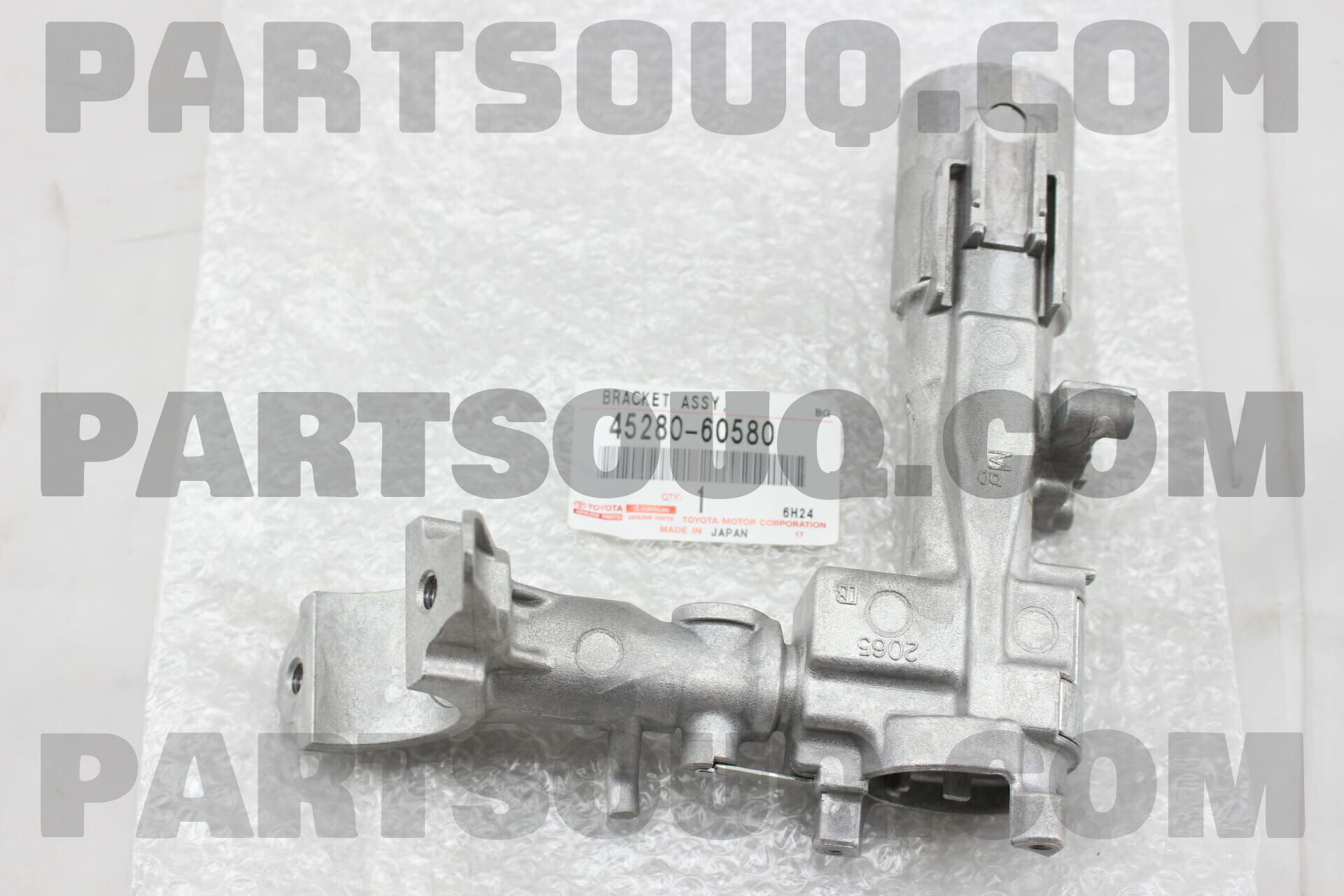 BRACKET ASSY, STEERING COLUMN, UPPER 4528060580 | Toyota Parts | PartSouq