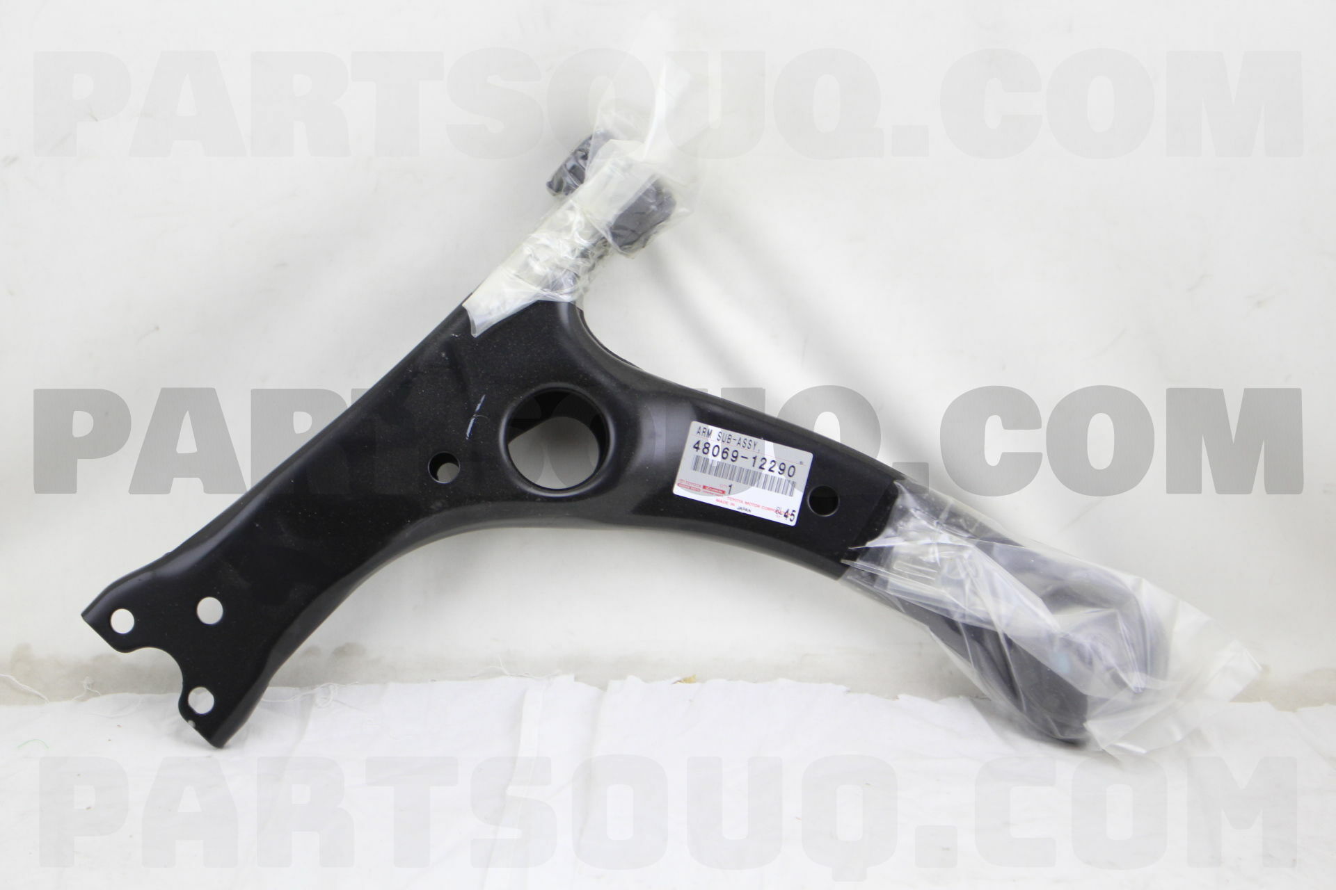 CYLINDER ASSY, PNEUMATIC, REAR RH 4808060010 | Toyota Parts | PartSouq