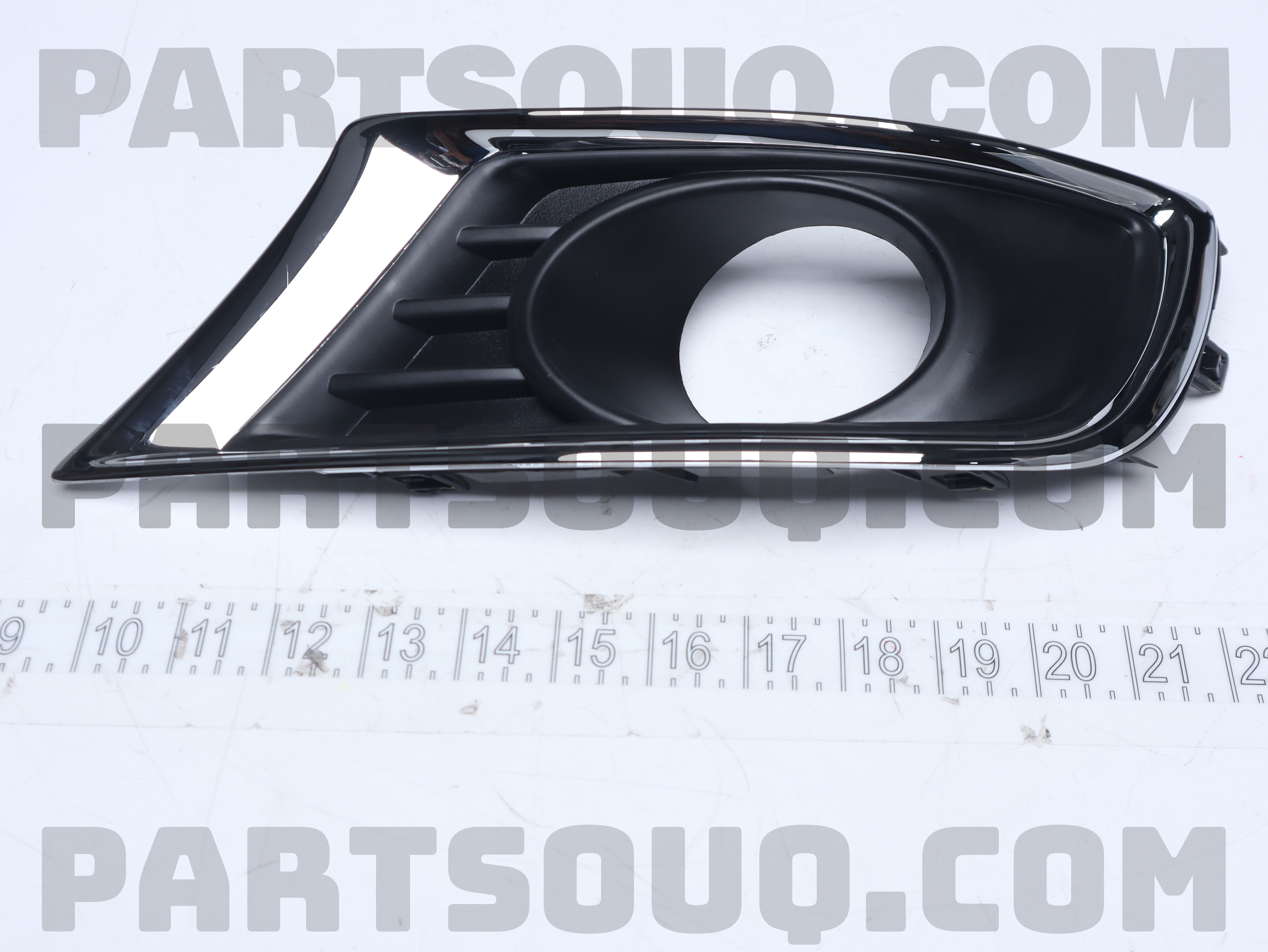 COVER, FRONT BUMPER HOLE, RH 5203006120 | Toyota Parts | PartSouq