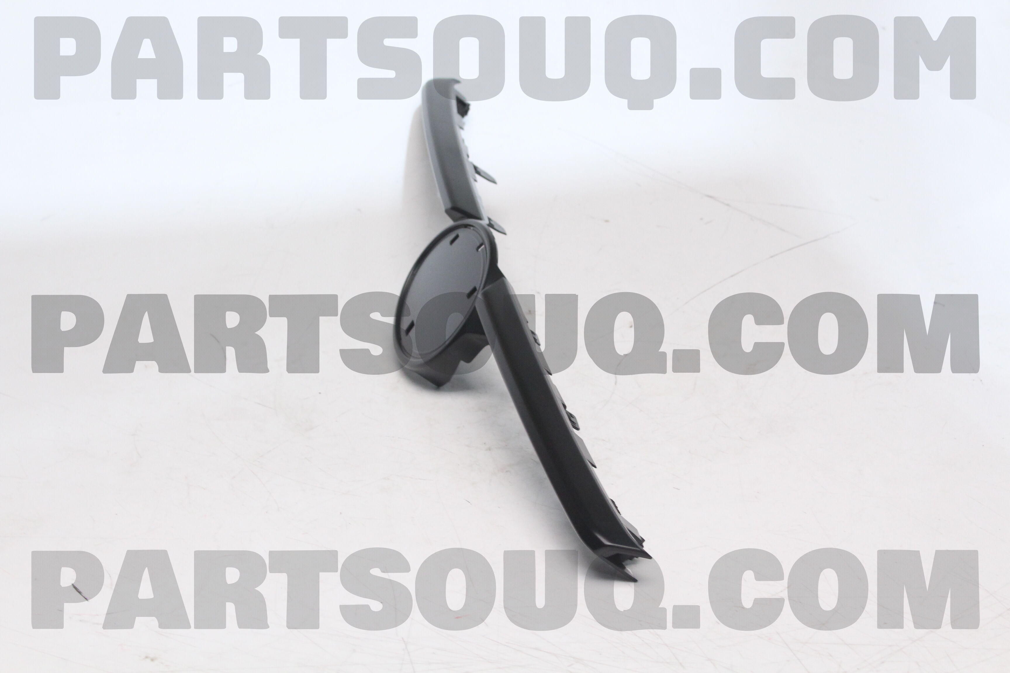 GRILLE, RADIATOR, OU 53111BZ650 | Toyota Parts | PartSouq
