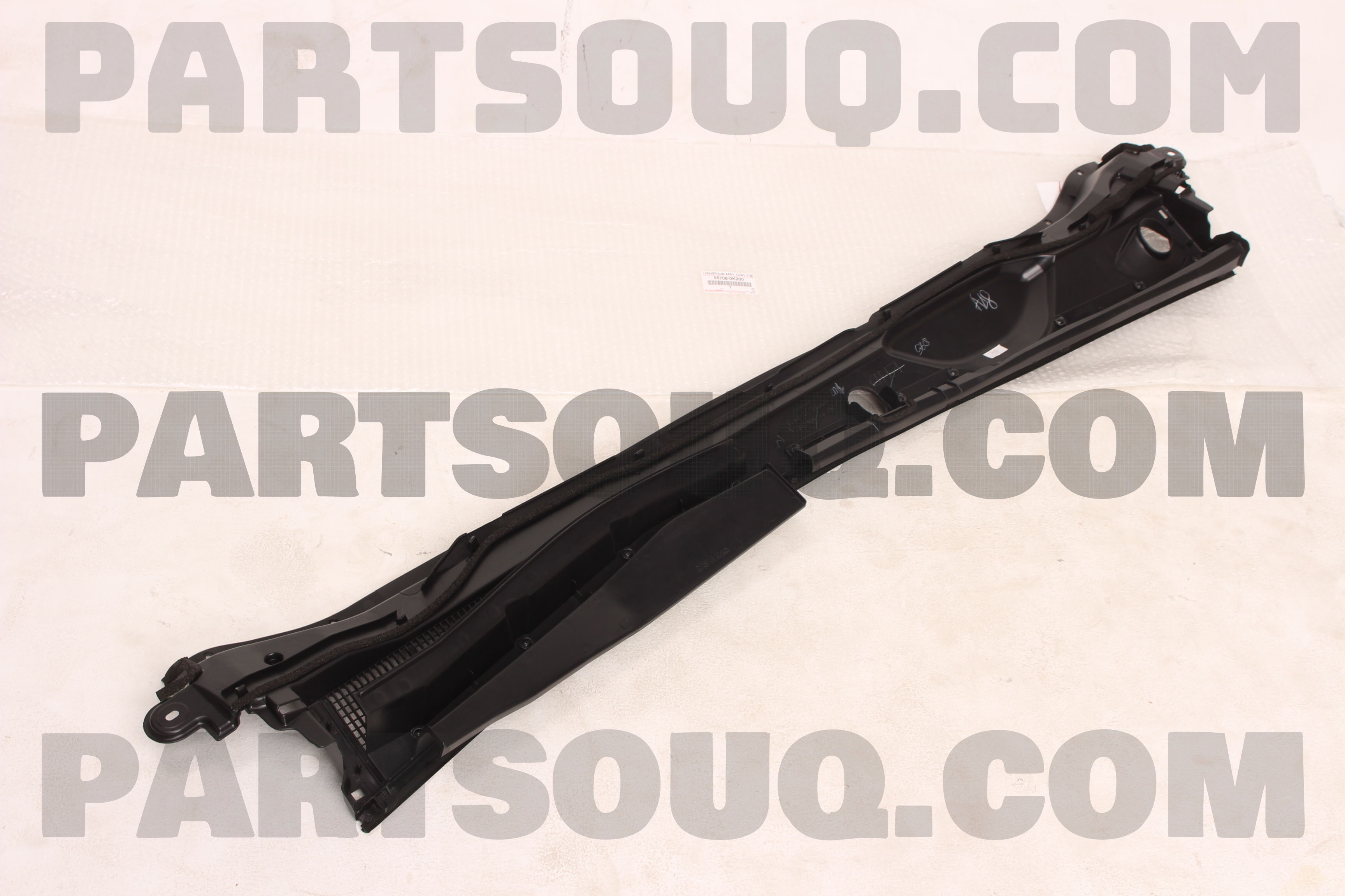 LOUVER SUB-ASSY COW 557080K200 | Toyota Parts | PartSouq