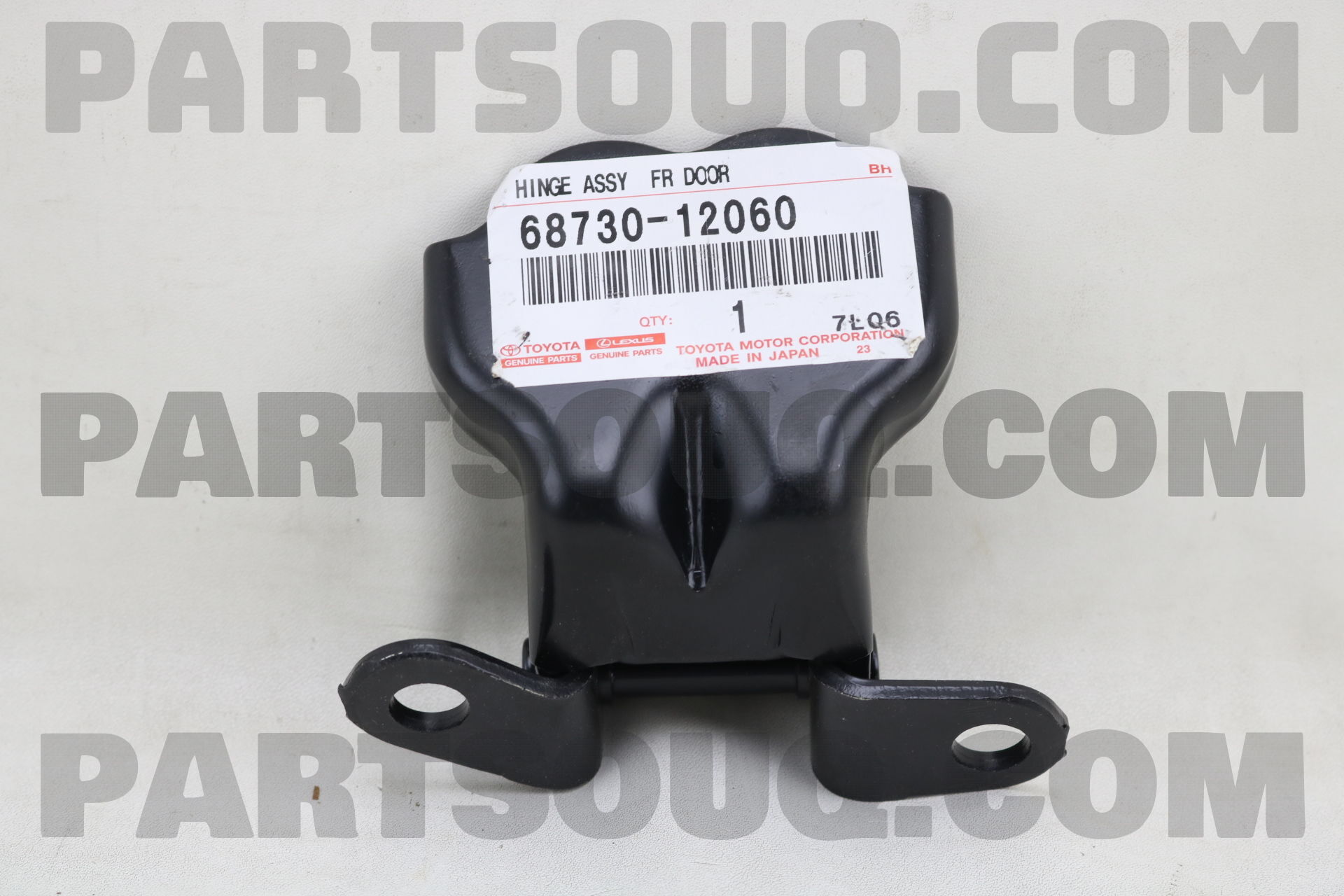 HINGE ASSY, FRONT DOOR, LOWER RH 6873012060 | Toyota Parts | PartSouq