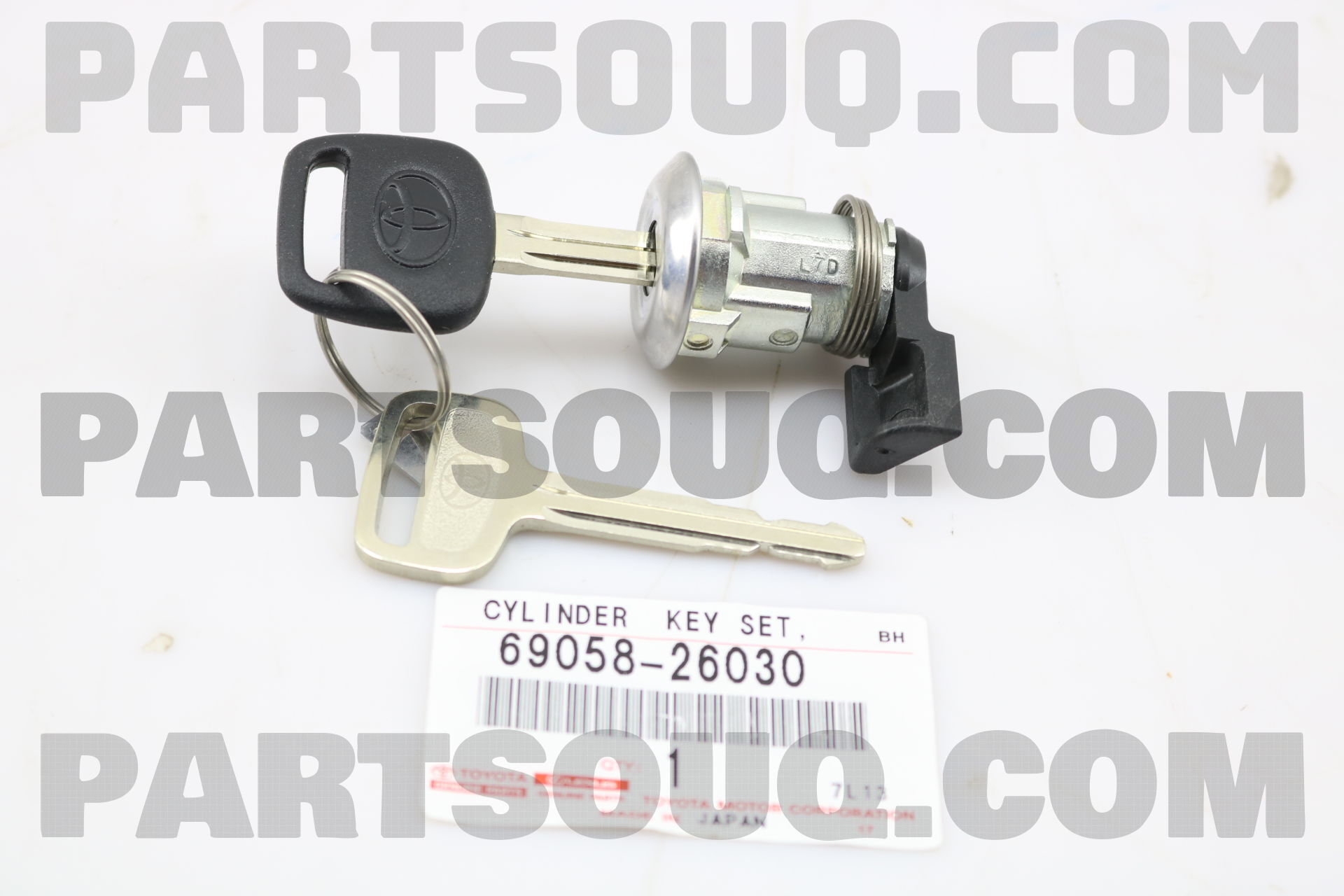 CYLINDER & KEY SET, FUEL FILLER LID 6905826030 | Toyota Parts | PartSouq