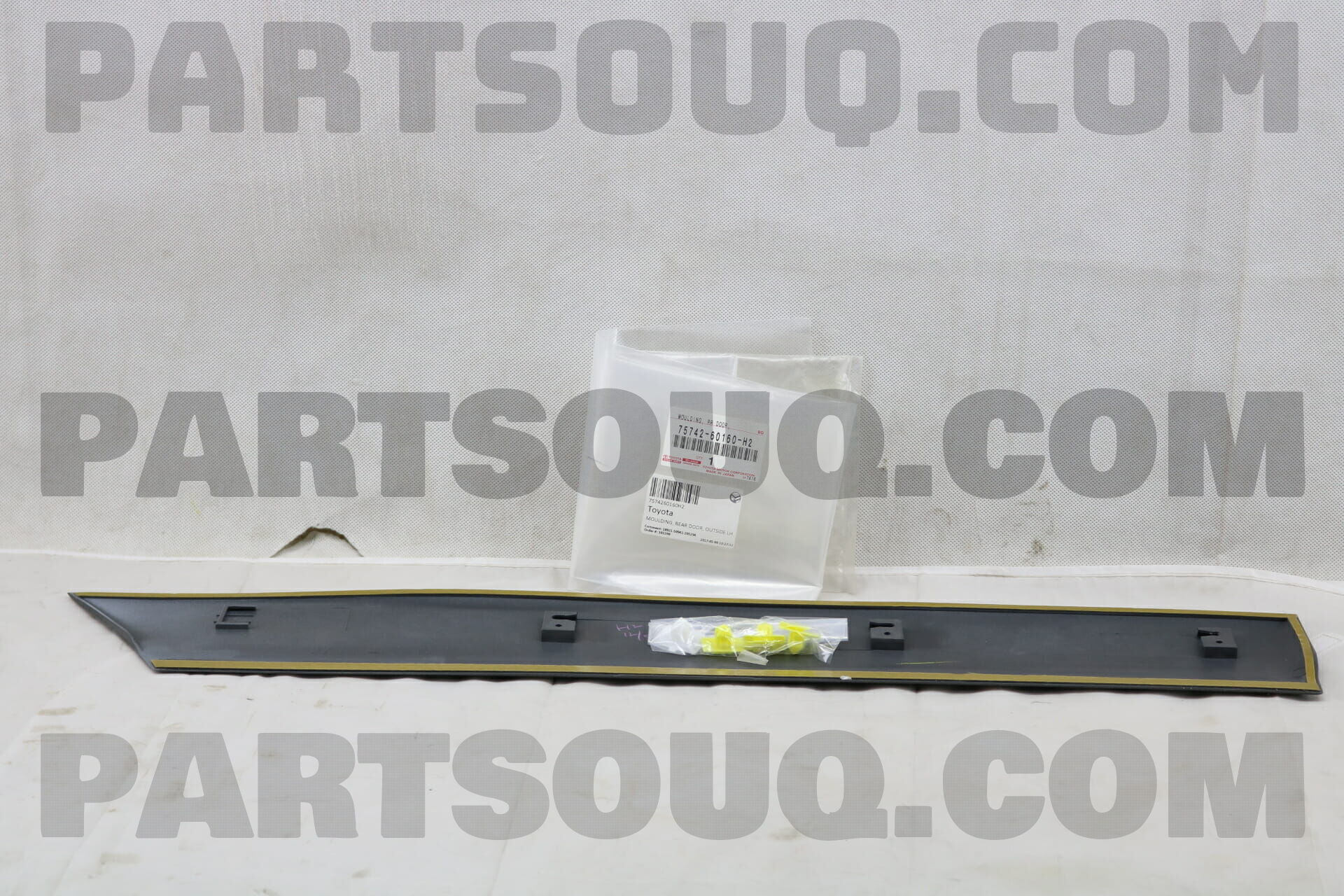 MOULDING, REAR DOOR, OUTSIDE LH 7574260160H2 | Toyota Parts | PartSouq